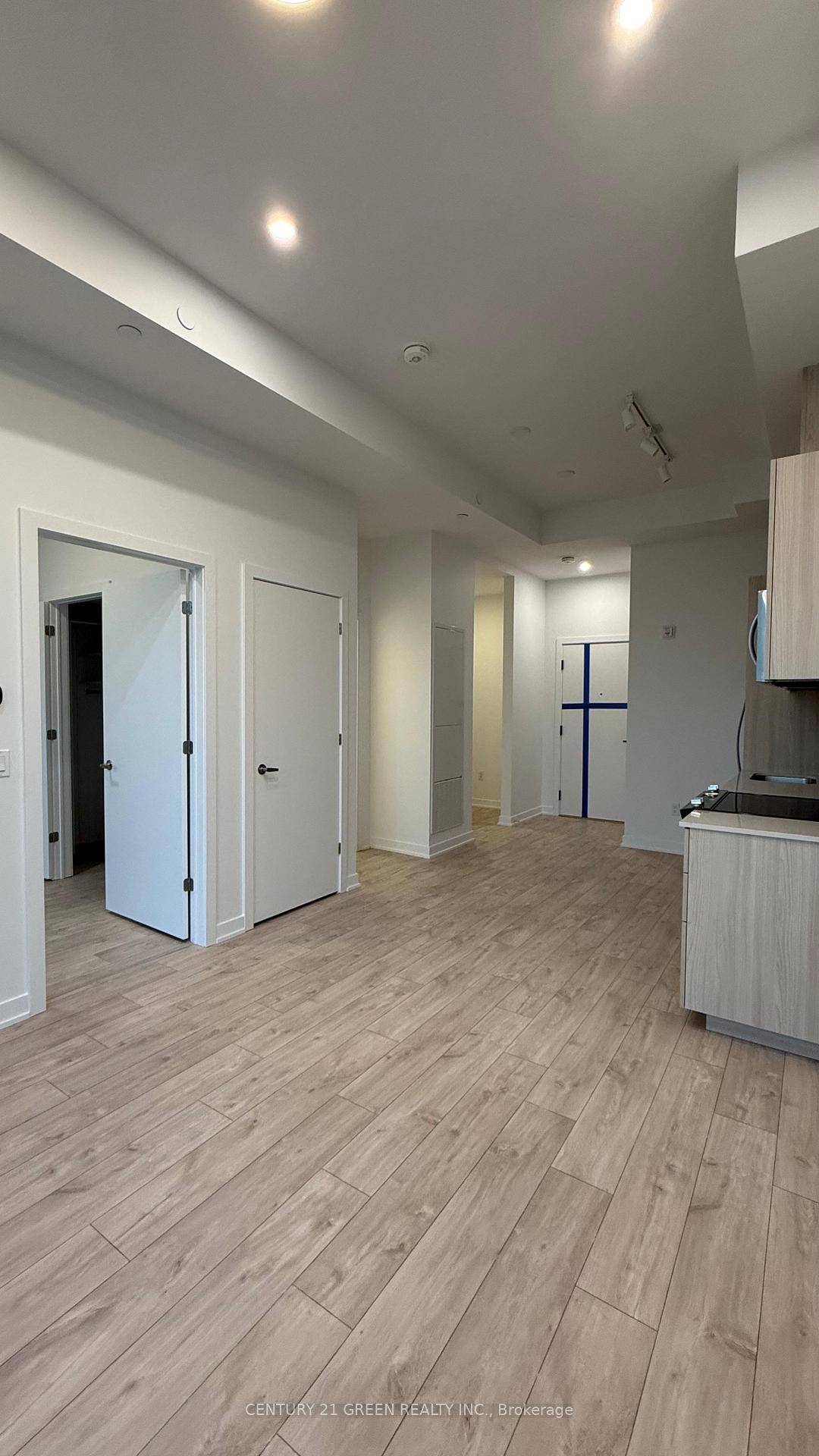 D810 - 720 Whitlock Avenue, Milton, ON L9E 2B5
