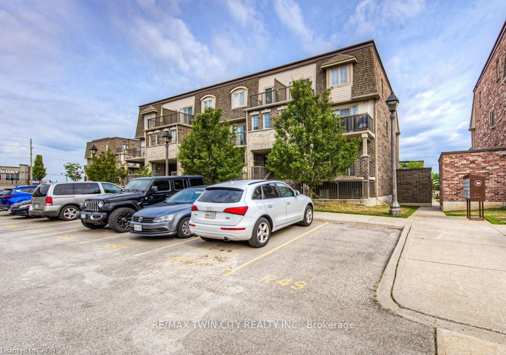 F - 240 Rachel Crescent, Waterloo, ON N2R 0E1