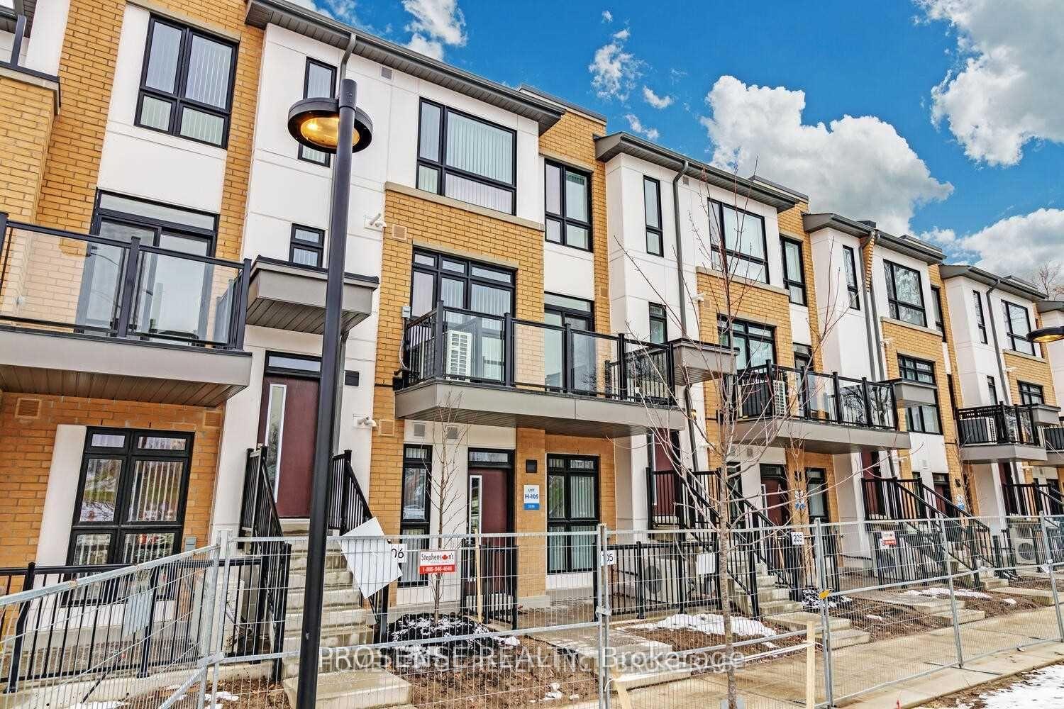 H105 - 90 Canon Jackson Drive, Toronto, ON M6M 0C1