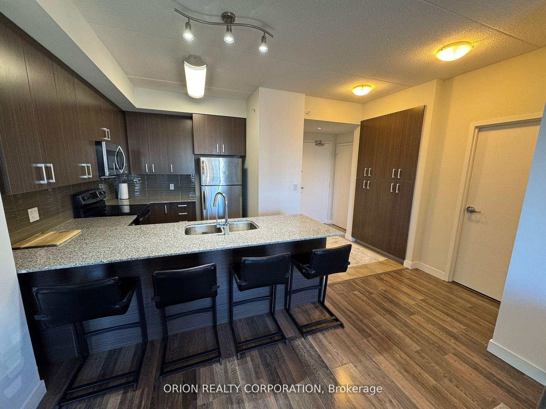 H405 - 62 Balsam Street, Waterloo, ON N2L 3H2