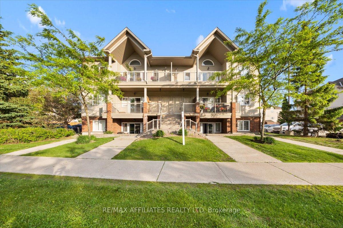 I - 241 Crestway Crescent Drive, Barrhaven, ON K2G 0A9