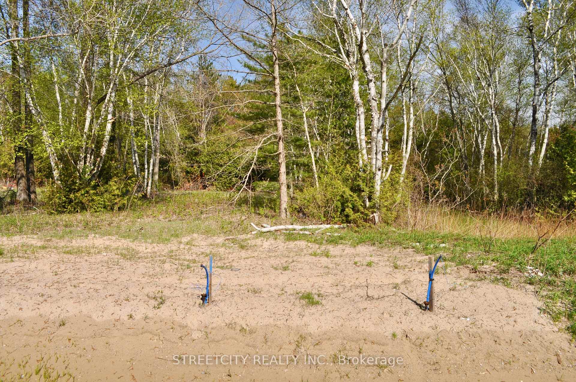 PART 4 W. Ipperwash Road, Lambton Shores, ON N0N 1J3