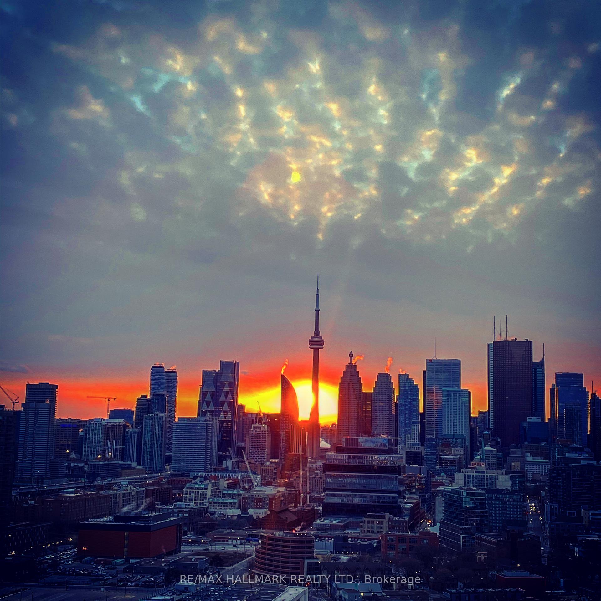 PH 01 - 170 Bayview Avenue, Toronto, ON M5A 0M4