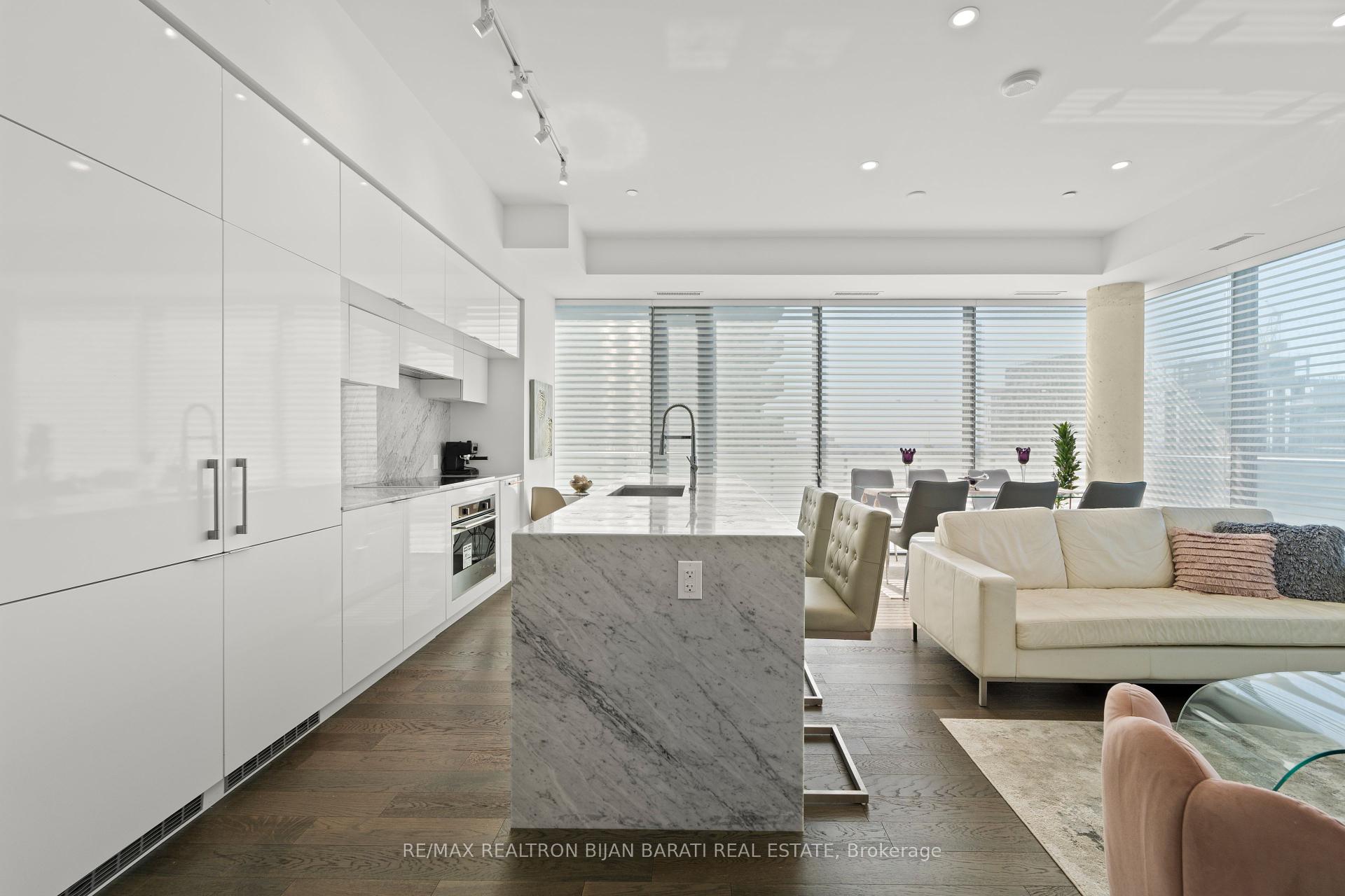 PH 02 - 185 Roehampton Avenue, Toronto, ON M4P 0C6