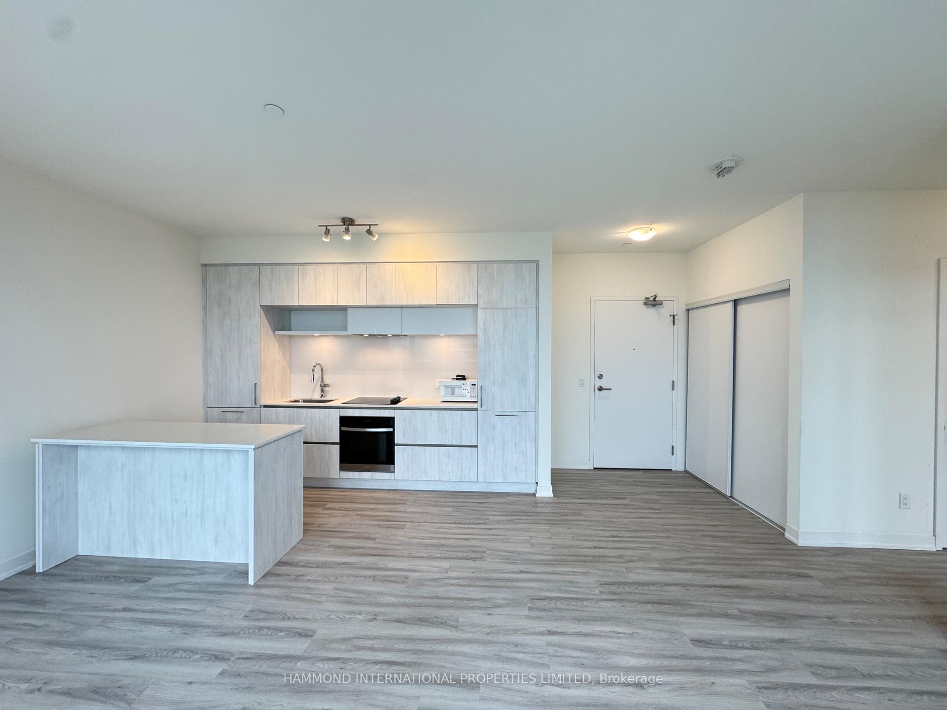6 David Eyer Road, Richmond Hill, ON L4S 0N5