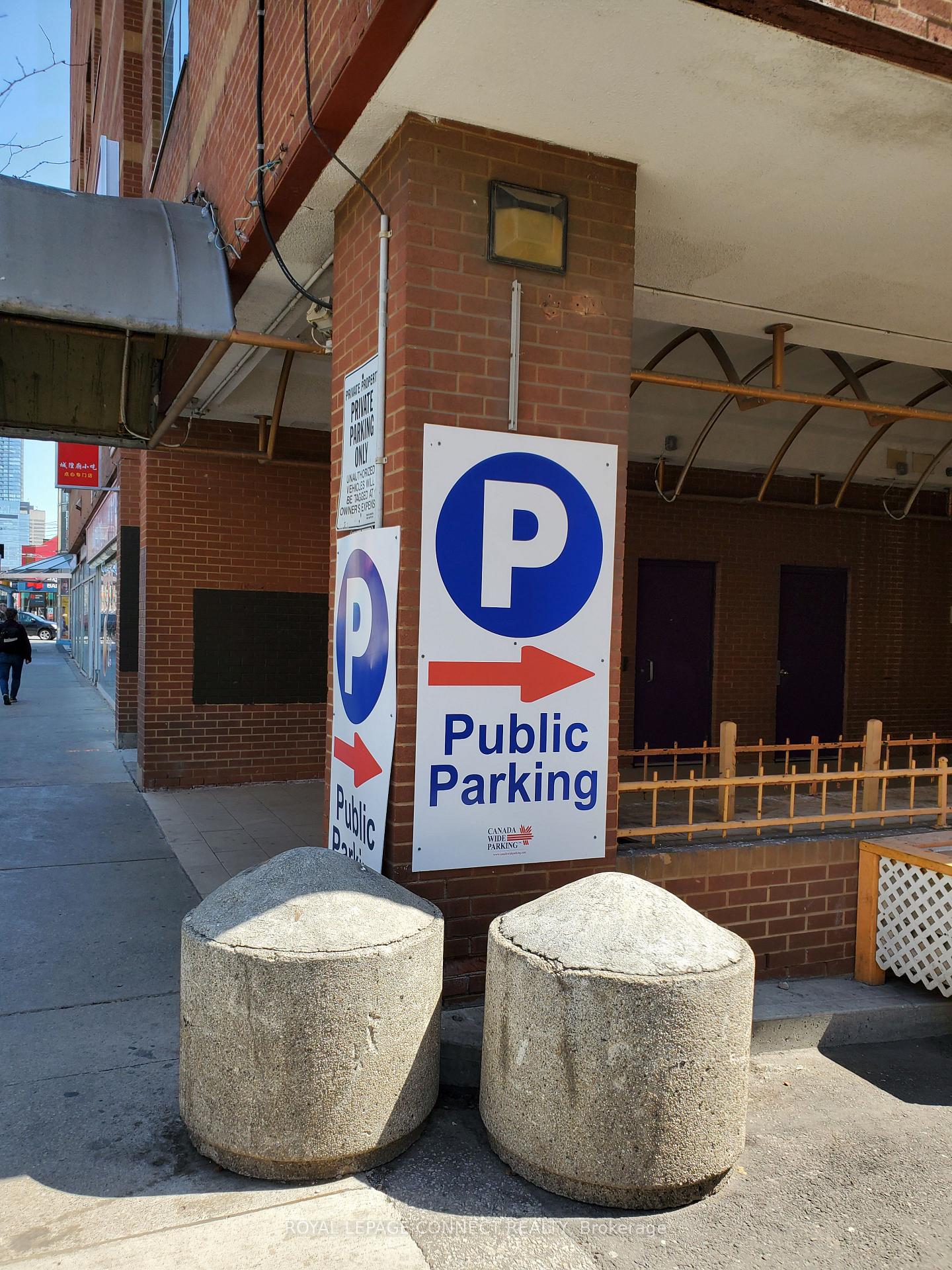 PH08 - 10 Willison Square, Toronto, ON M5T 0A8