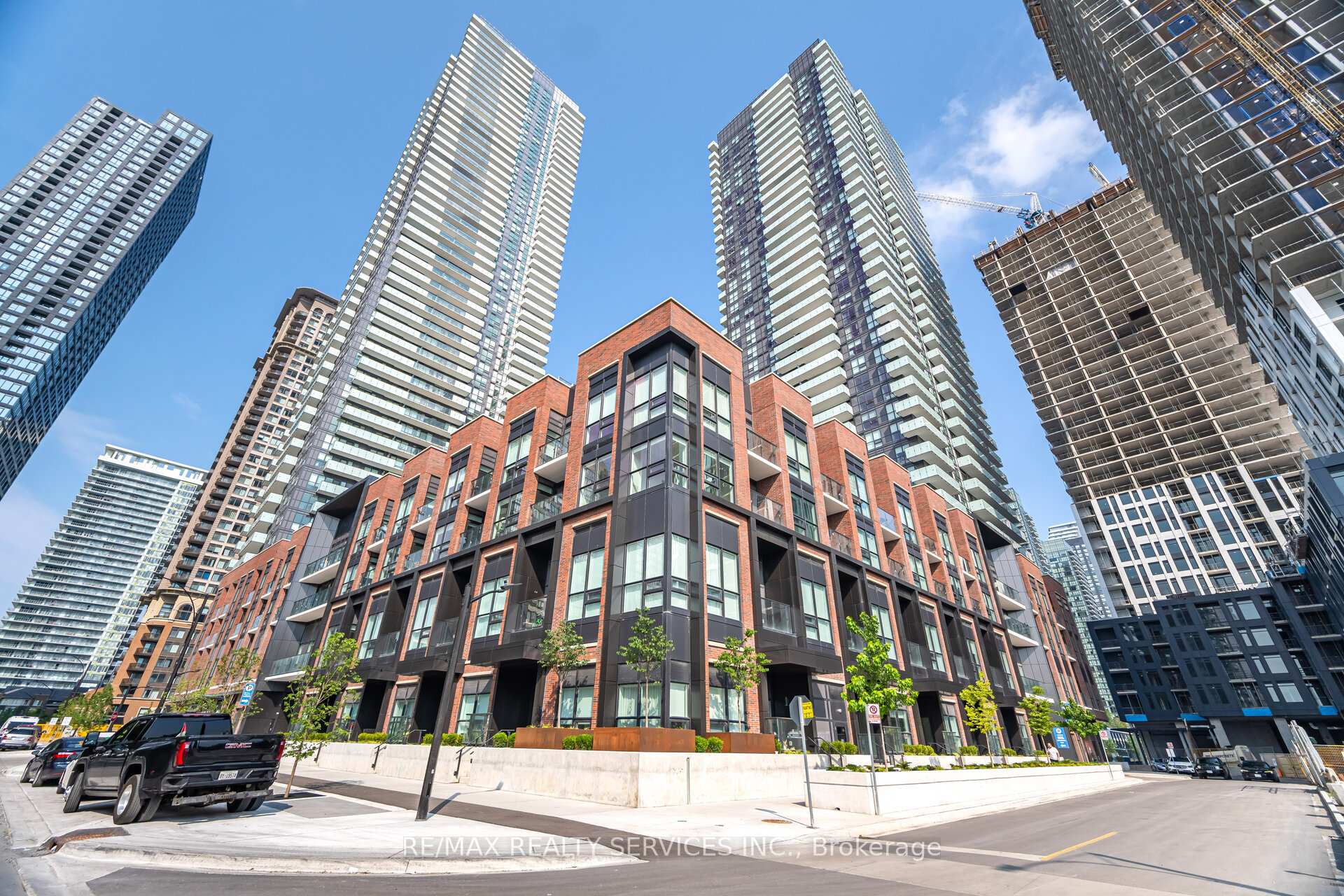 PH08 - 4130 Parkside Village Drive, Mississauga, ON L5B 0L7