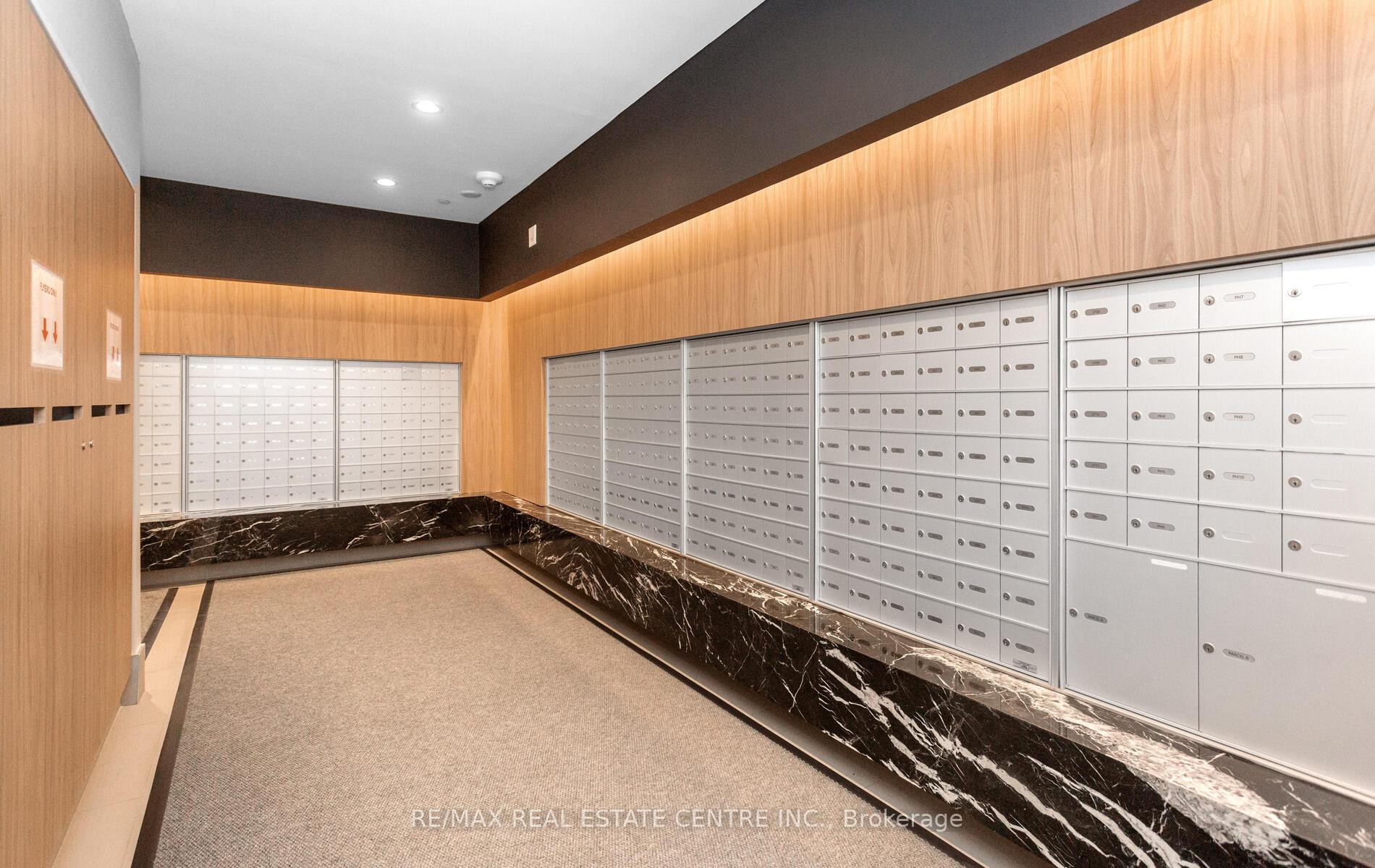 PH10 - 4130 Parkside Village Drive, Mississauga, ON L5B 3M8