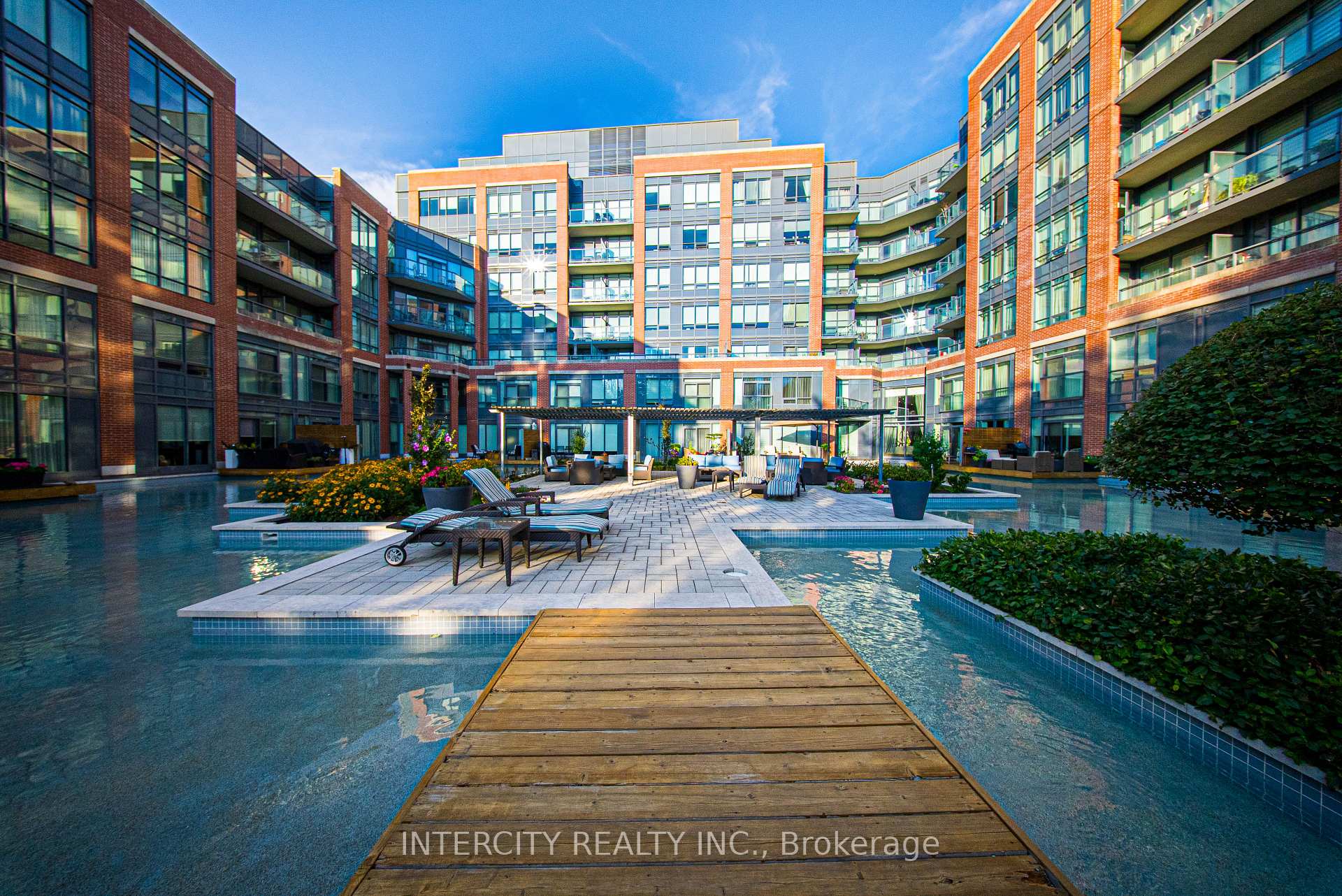 PH15 - 7608 Yonge Street, Vaughan, ON L4J 0J5