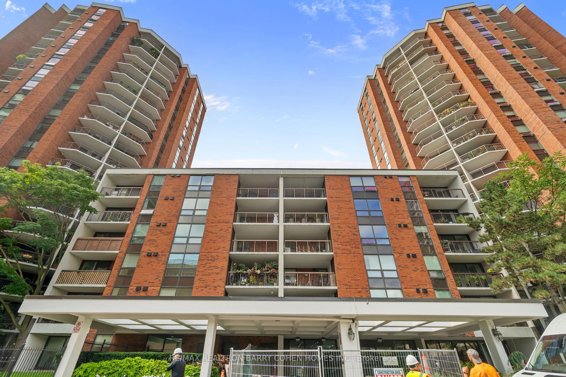 Ph2 - 77 Maitland Place, Toronto, ON M4Y 2V6