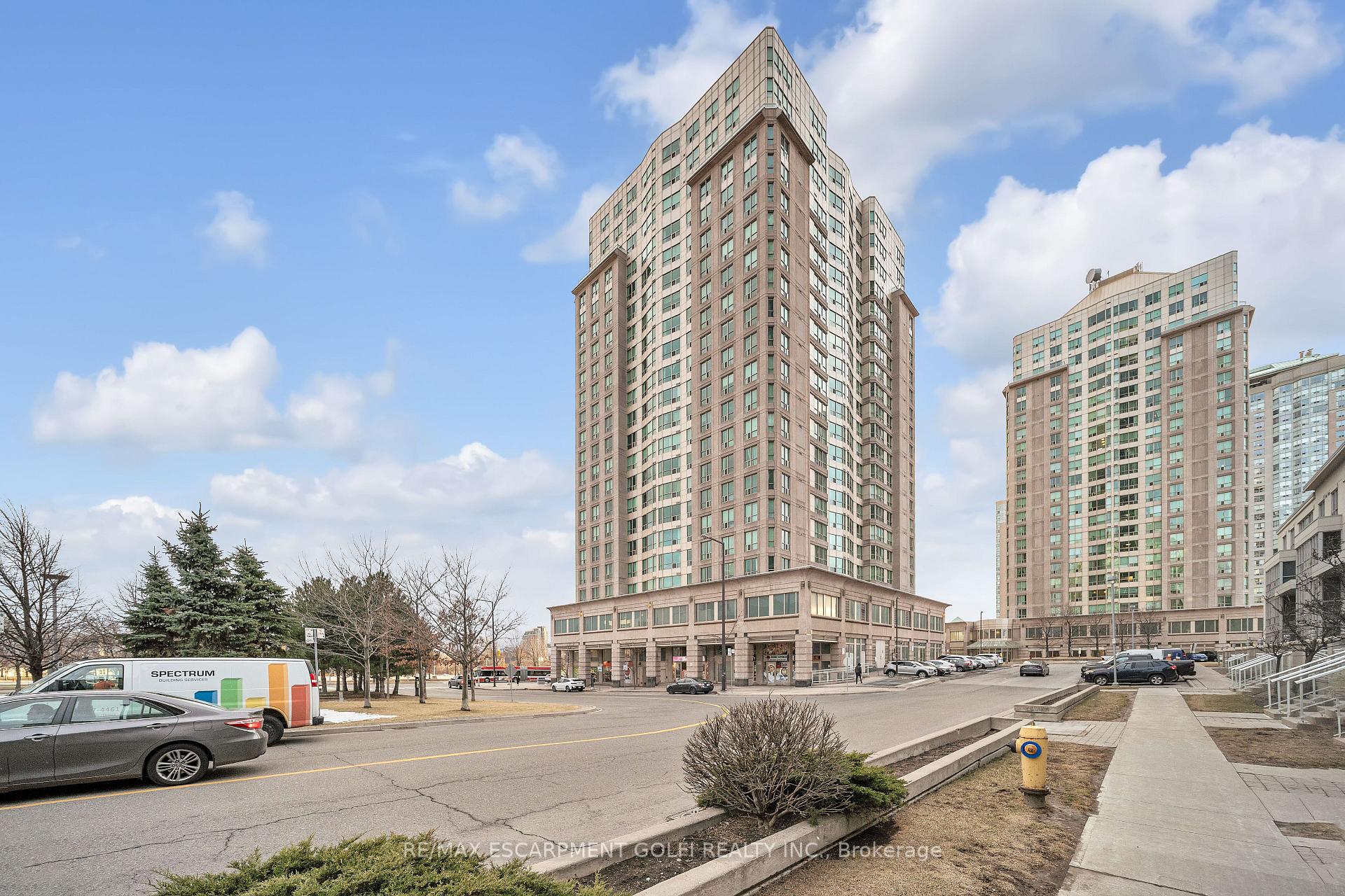 PH203 - 8 Lee Centre Drive, Toronto, ON M1H 3H8