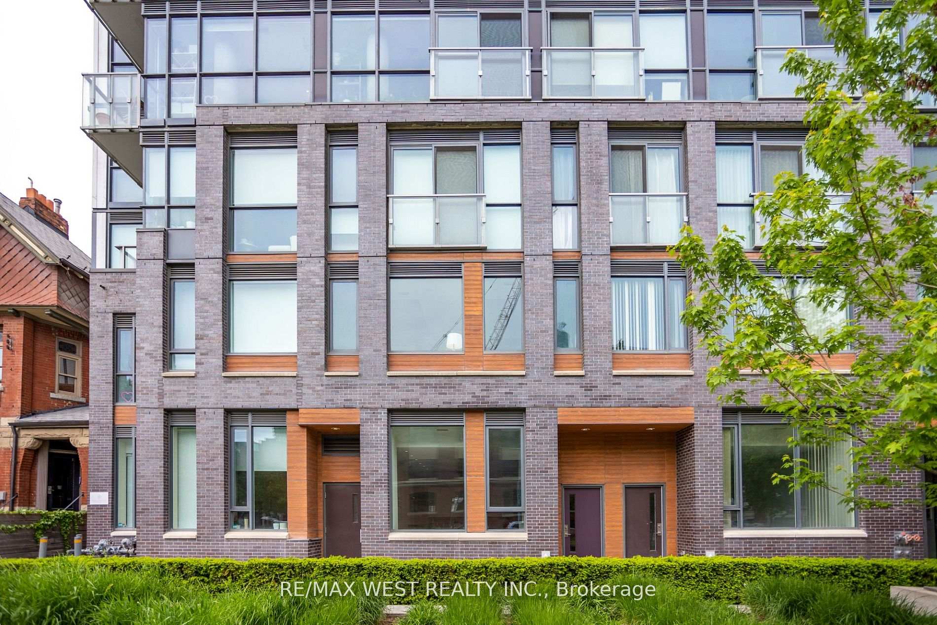 TH02 - 508 Wellington Street W, Toronto, ON M5V 1E3