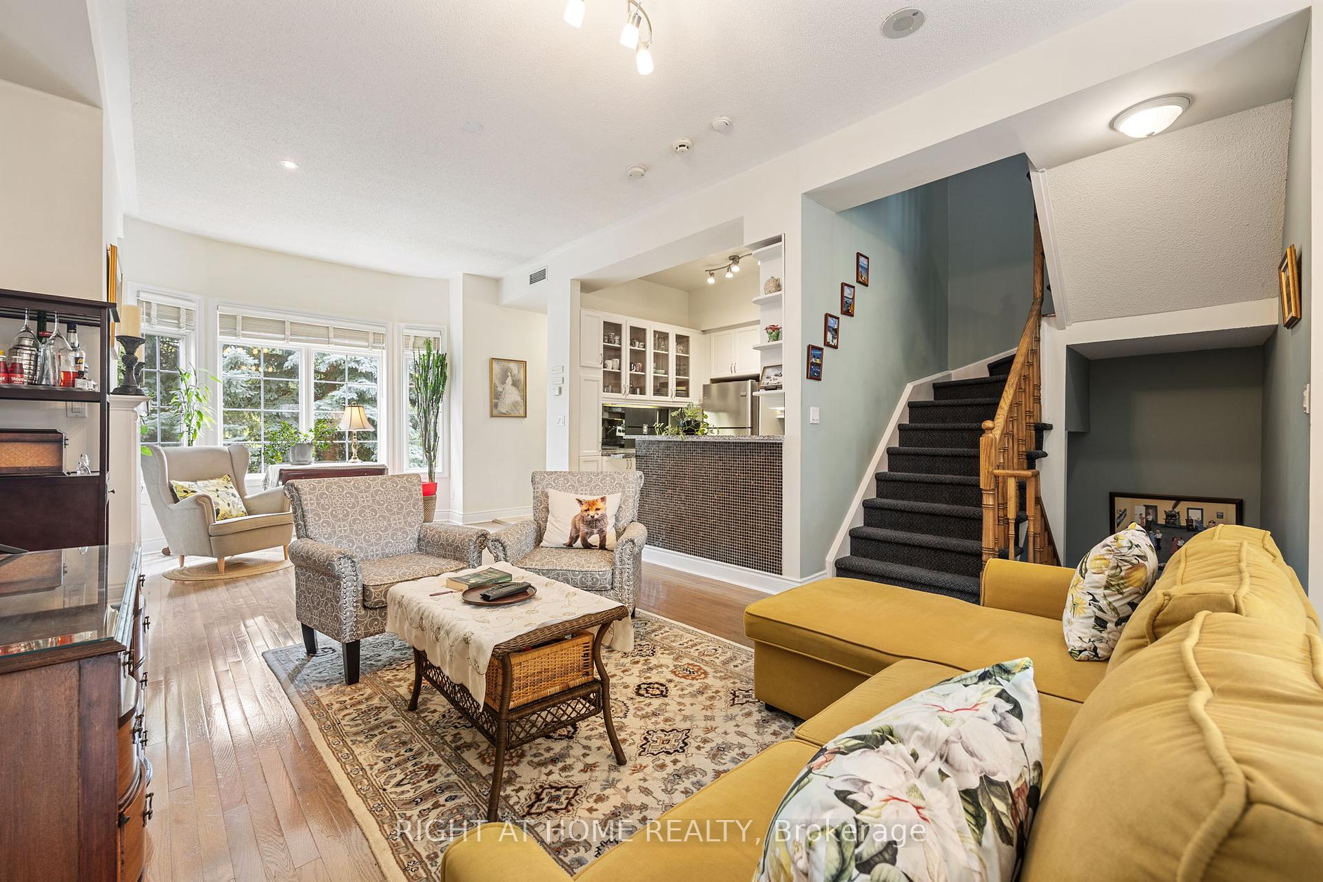 TH15 - 8 Rean Drive, Toronto, ON M2K 3B9