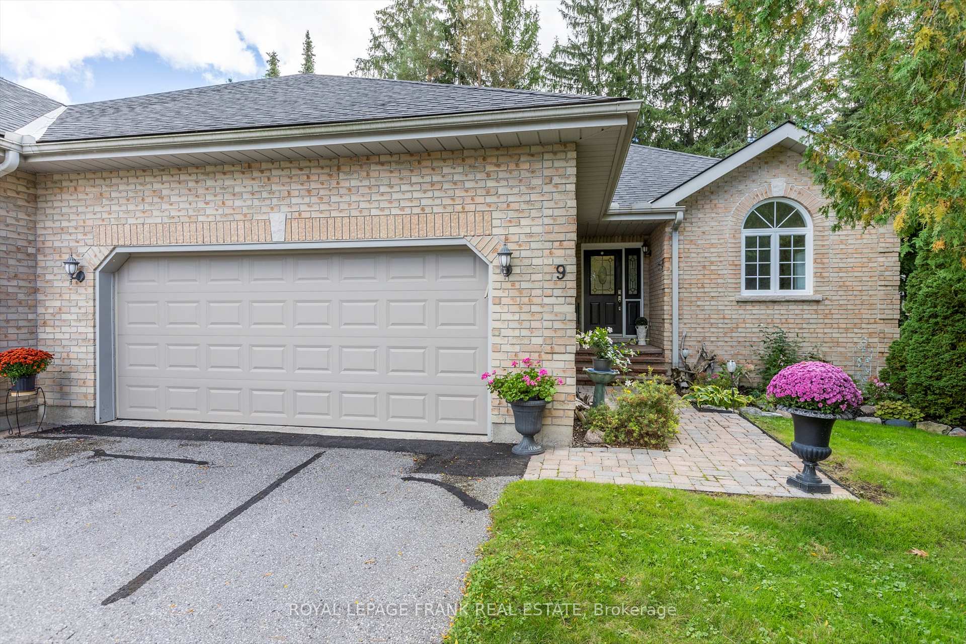 Unit 9 - 3053 Frances Stewart Road, Peterborough, ON K9H 7S5