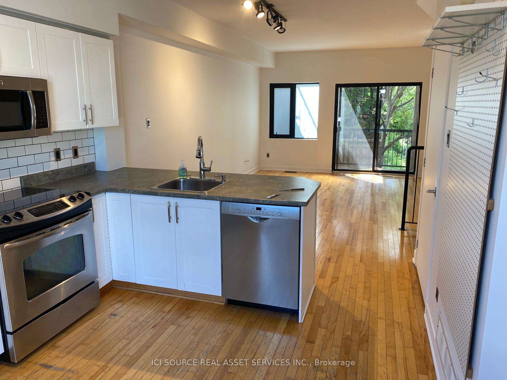 Unit I - 154 Spruce Street, West Centre Town, ON K2P 0J1