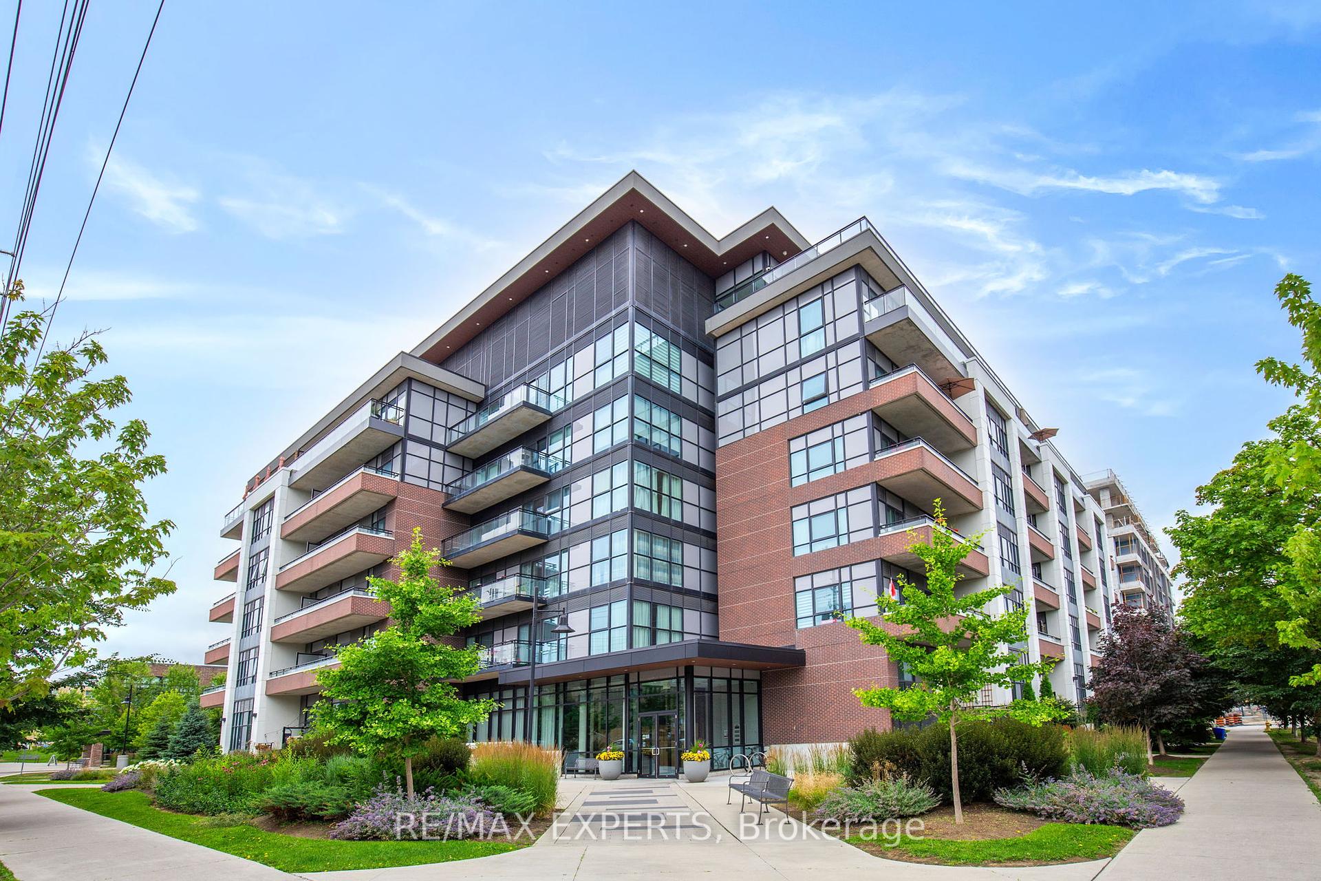 304 - 1 Neighbourhood Lane, Toronto, ON M8Y 0C2