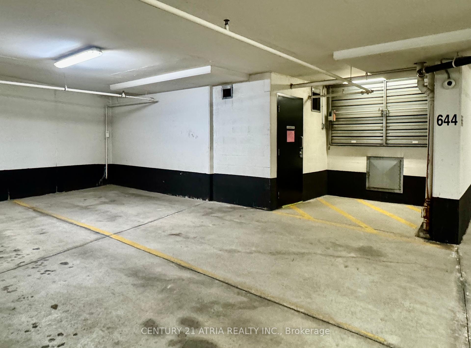 1 Scott Street, Toronto, ON M5E 1A1