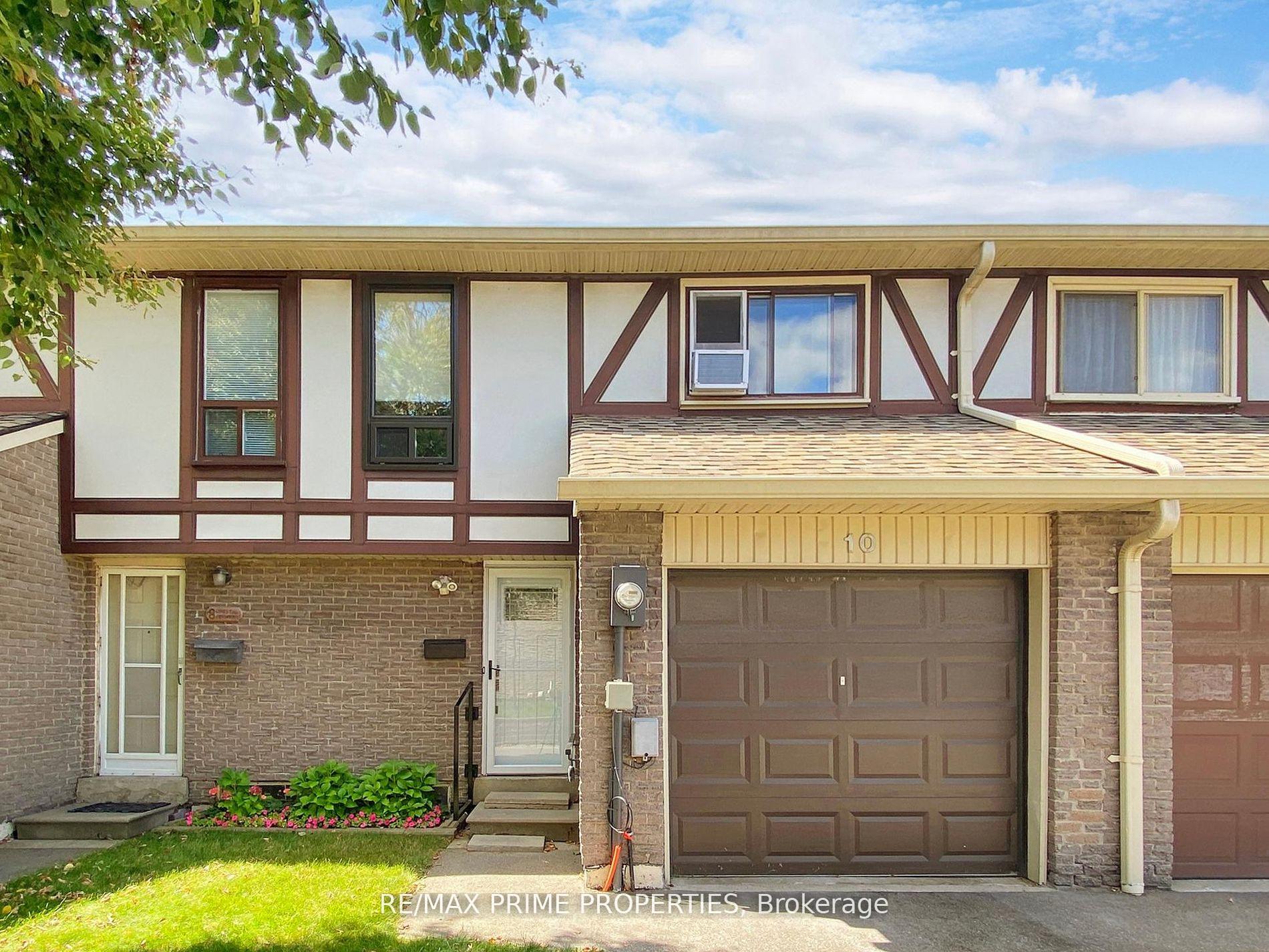 10 Crest Fern Way, Toronto, ON M2J 4R7