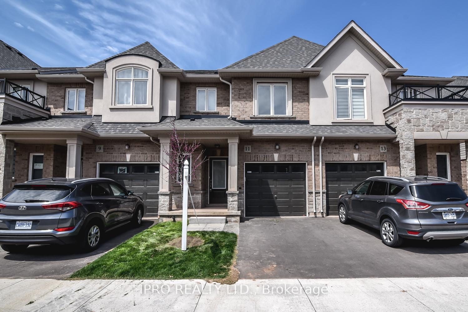 11 Mockingbird Lane E, Hamilton, ON L8E 0K7