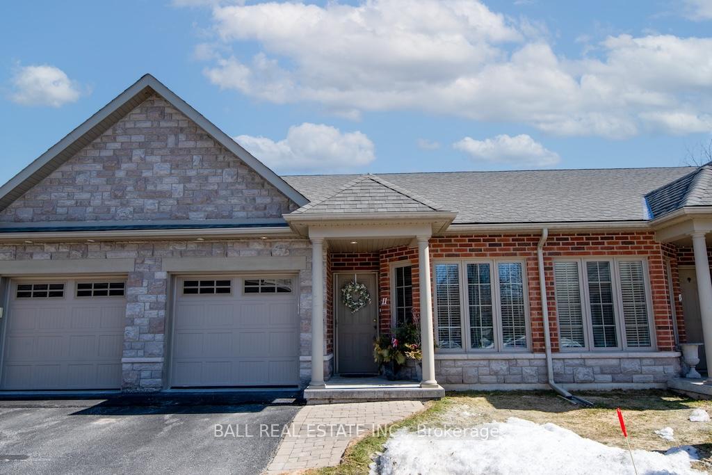 11 Wingett Way, Selwyn, ON K0L 2H0