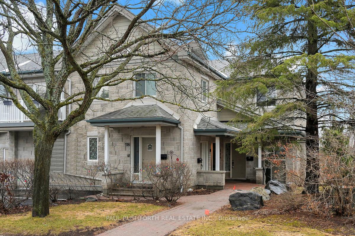 112 Robson Court, Kanata, ON K2K 2W1