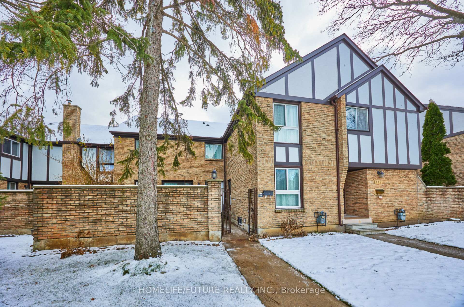 119 Burrows Hall Boulevard, Toronto, ON M1B 1Z7
