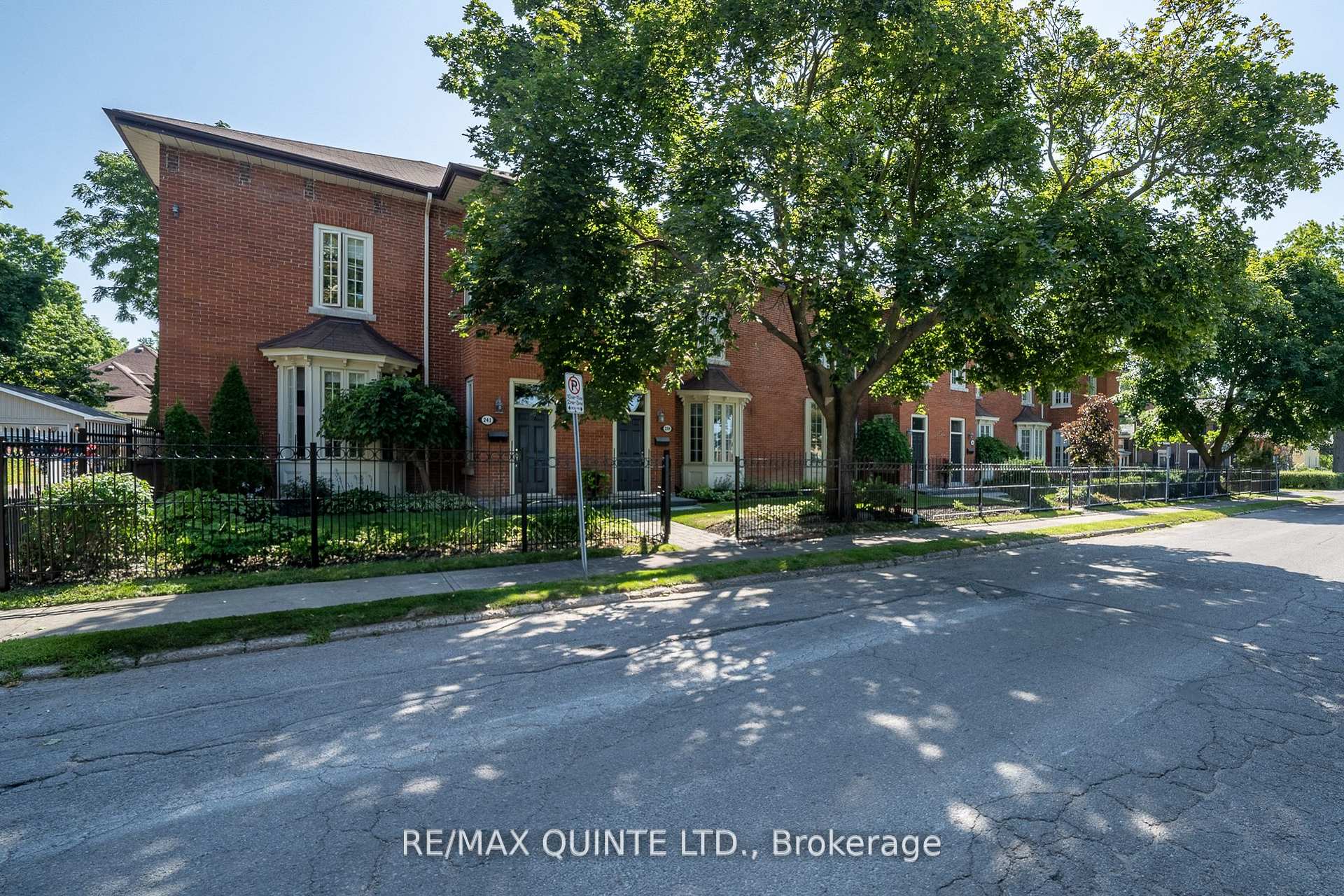 12 Queen Street, Belleville, ON K8N 1T2