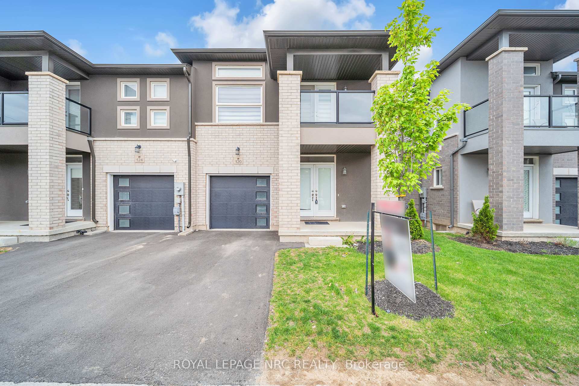 120 Renfrew Trail Drive N, Welland, ON L3C 0K2