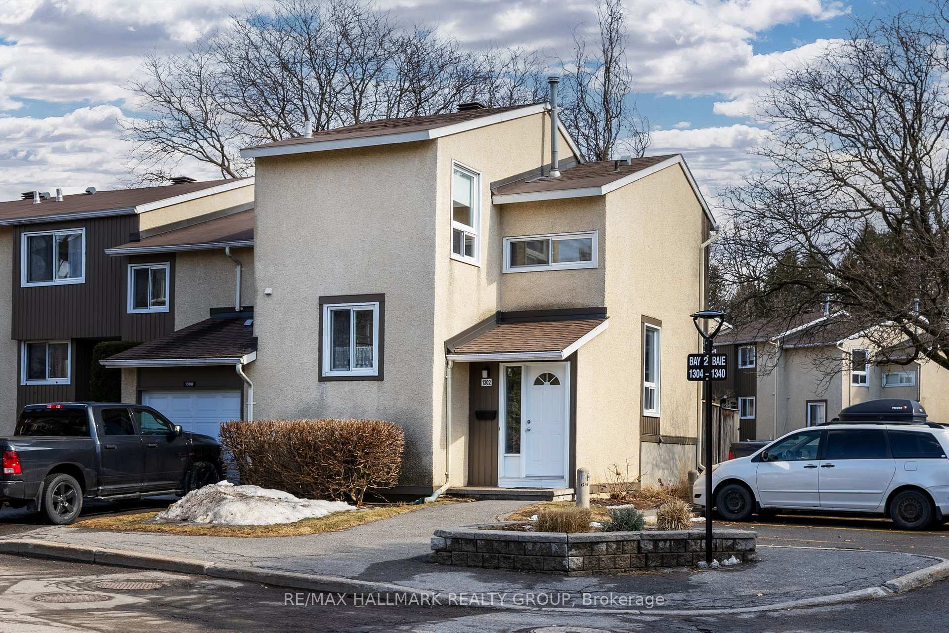 1302 Lassiter Terrace, Beacon Hill North - South and Area, ON K1J 8N2