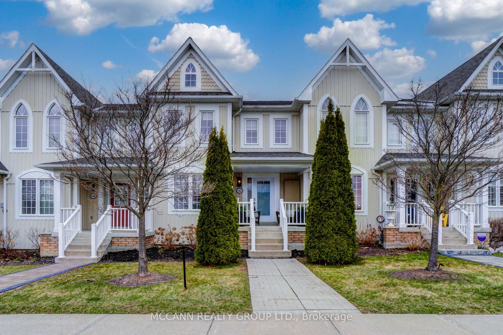 142 Carnwith Drive E, Whitby, ON L1M 0E6