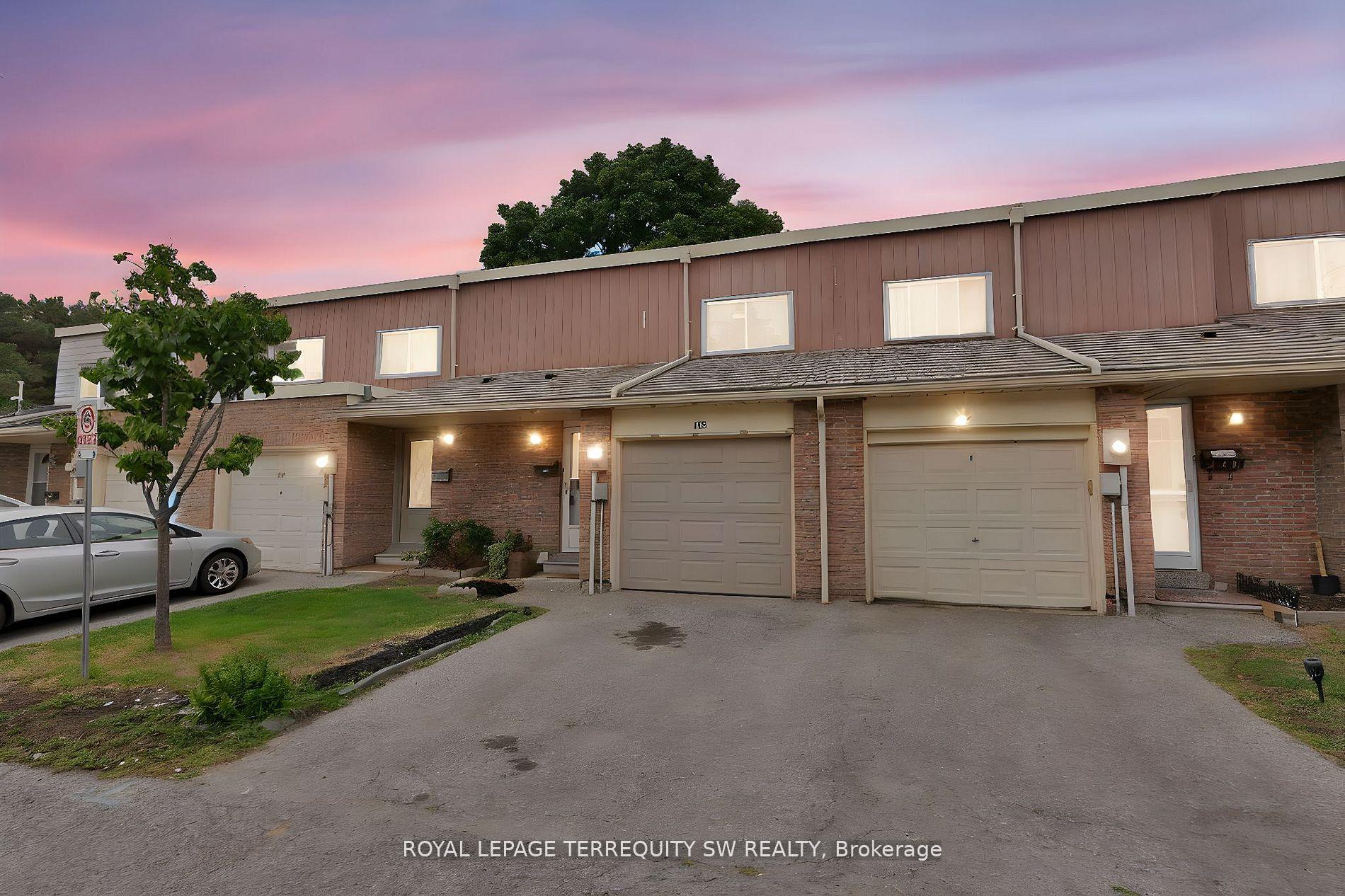 158 Woody Vine Way, Toronto, ON M2J 4H6