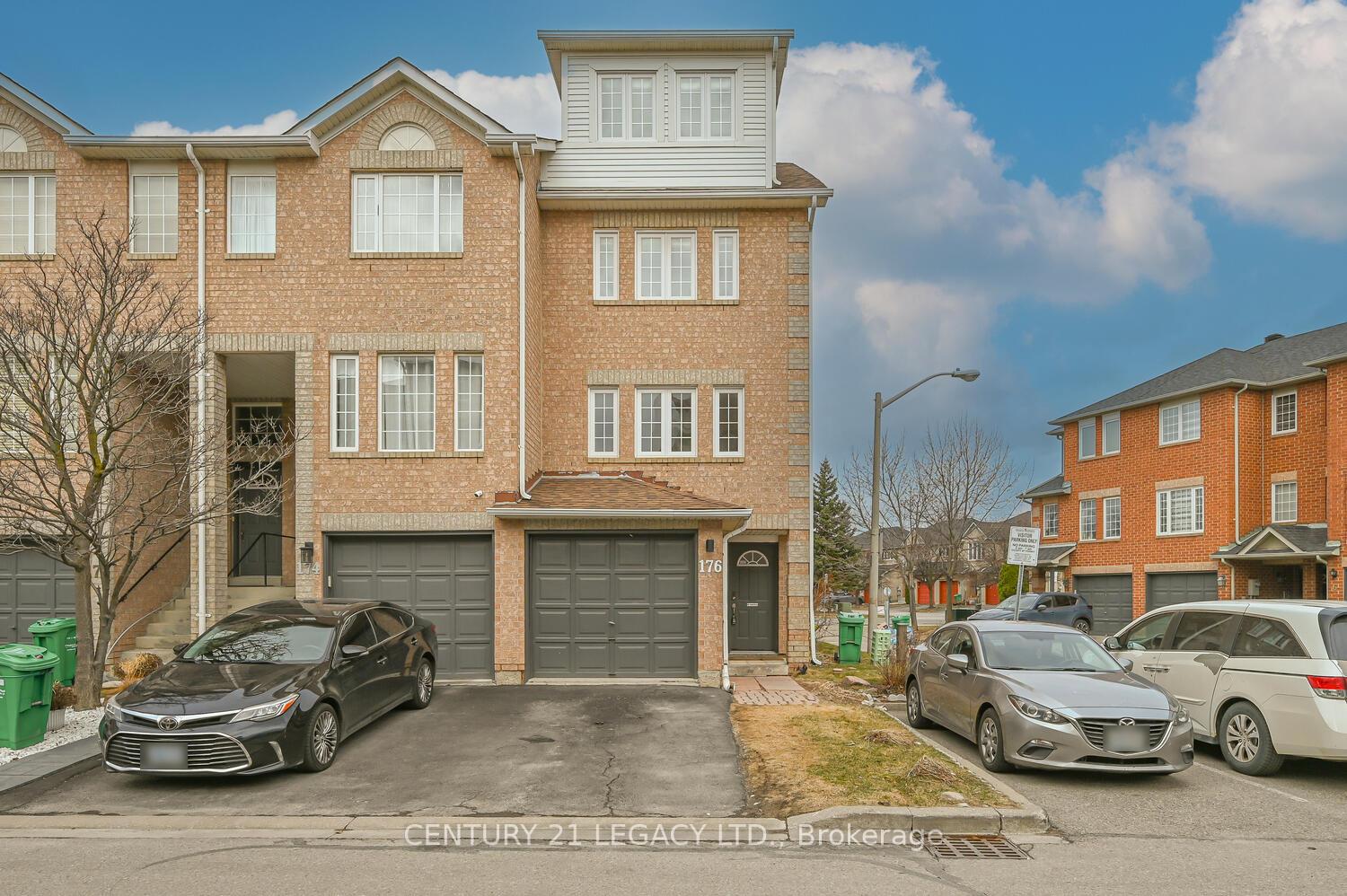 176 Spadina Road, Brampton, ON L6X 4X6