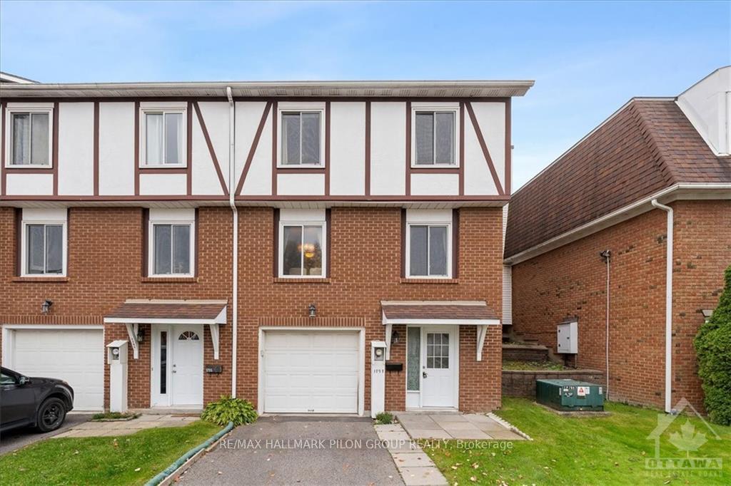 1797 AXMINSTER Court, Orleans - Convent Glen and Area, ON K1C 1Z5