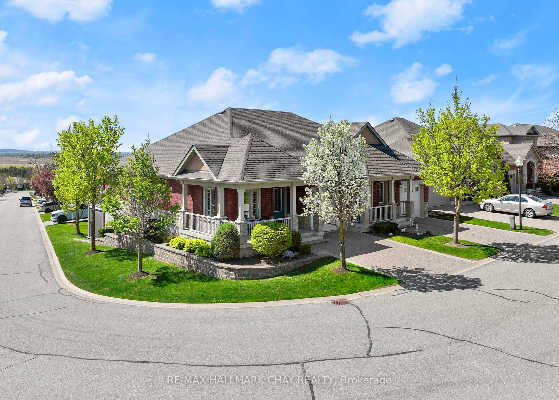 180 Ridge Way, New Tecumseth, ON L9R 0H3