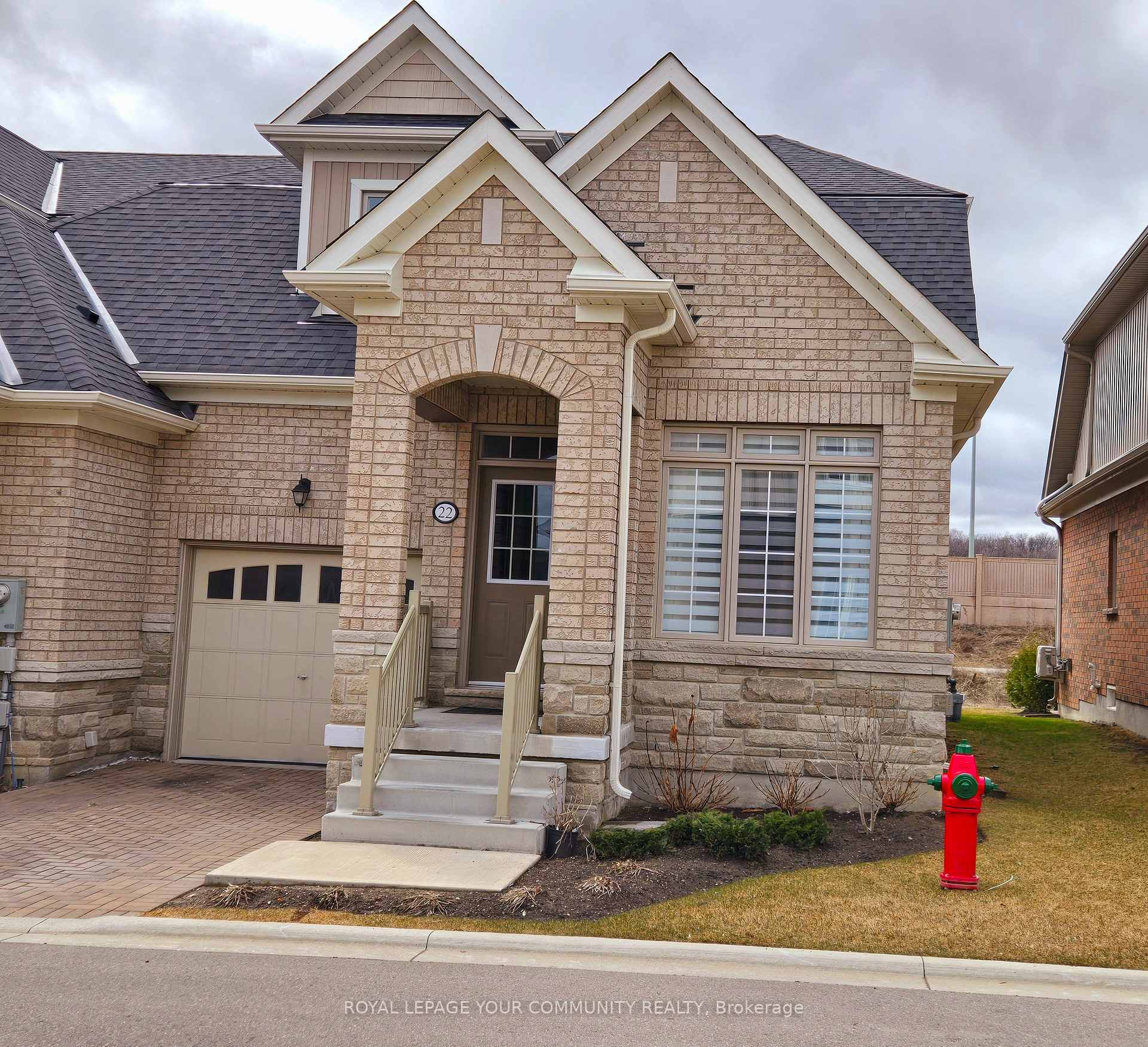 22 Bluestone Crescent, Brampton, ON L6R 4B8