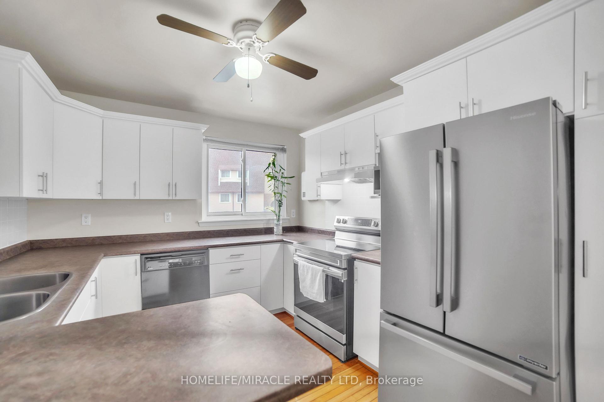 22 Rosset Crescent, Brampton, ON L6X 2R3