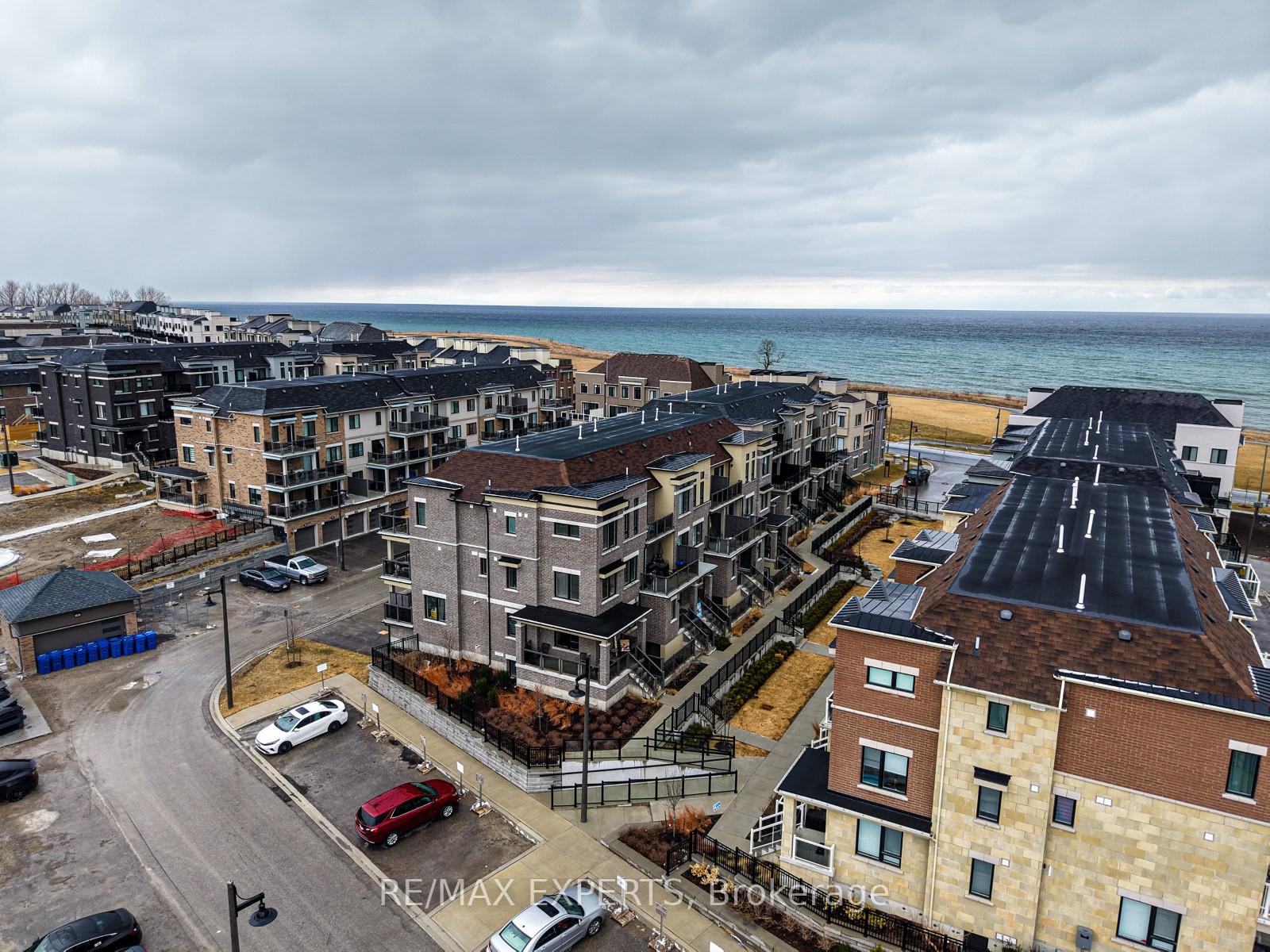 24 C Lookout Drive, Clarington, ON L1C 7G1