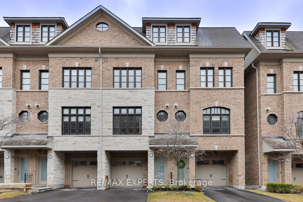 25 Powseland Crescent, Vaughan, ON L4L 0C5