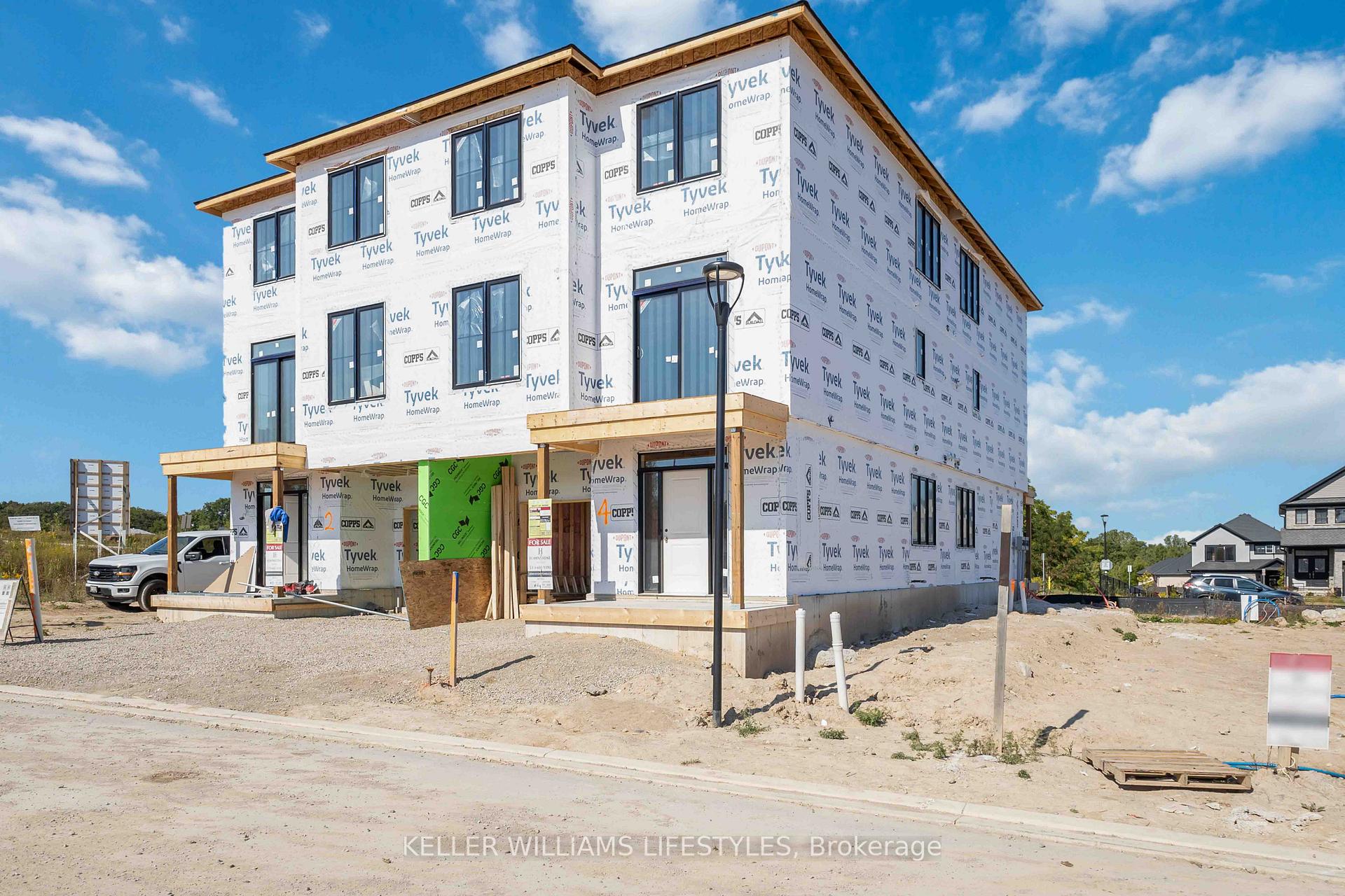 2578 Sheffield Boulevard, London South, ON N6M 0G4