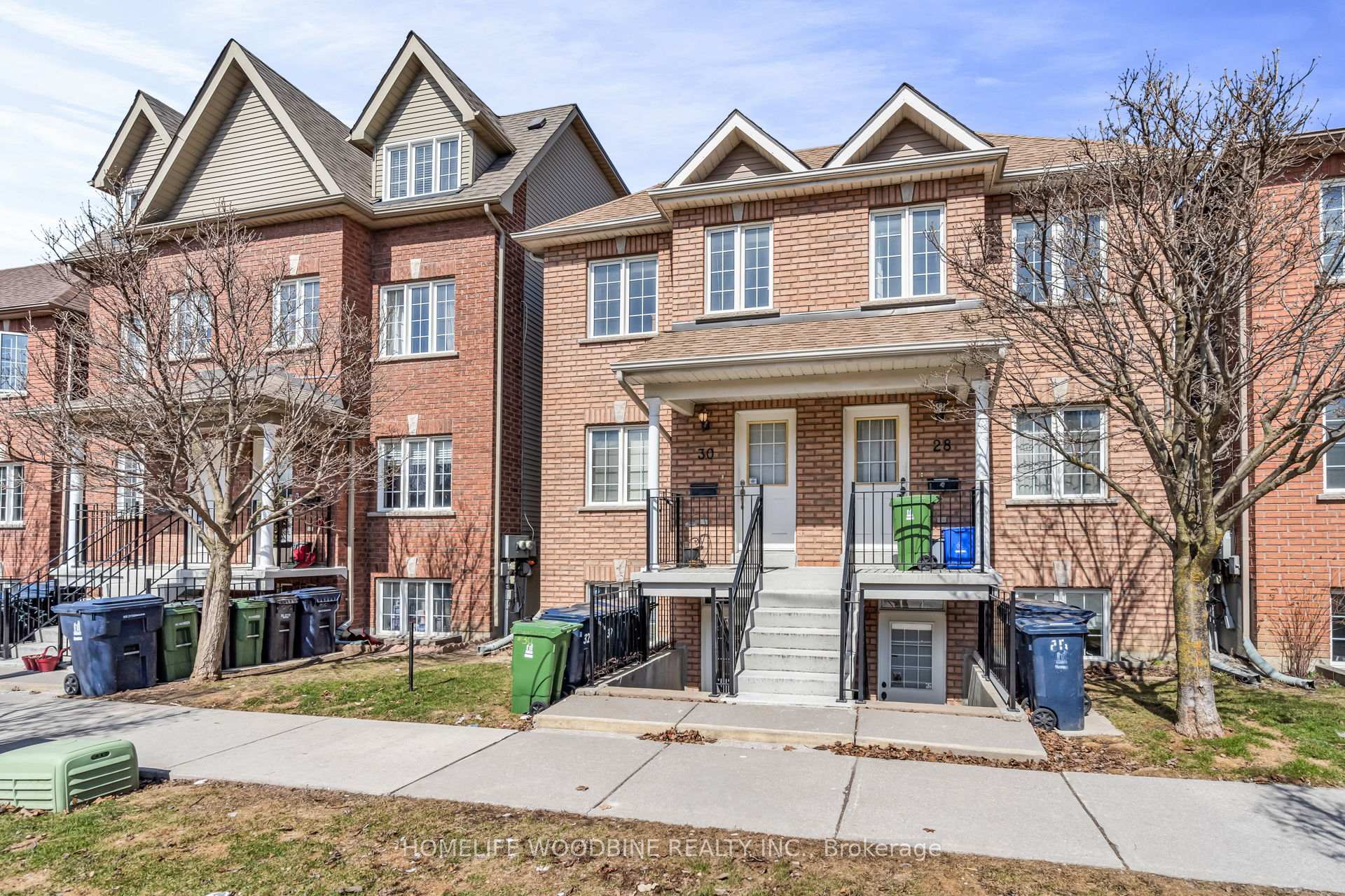 30 Connolly Street, Toronto, ON M6N 5G3