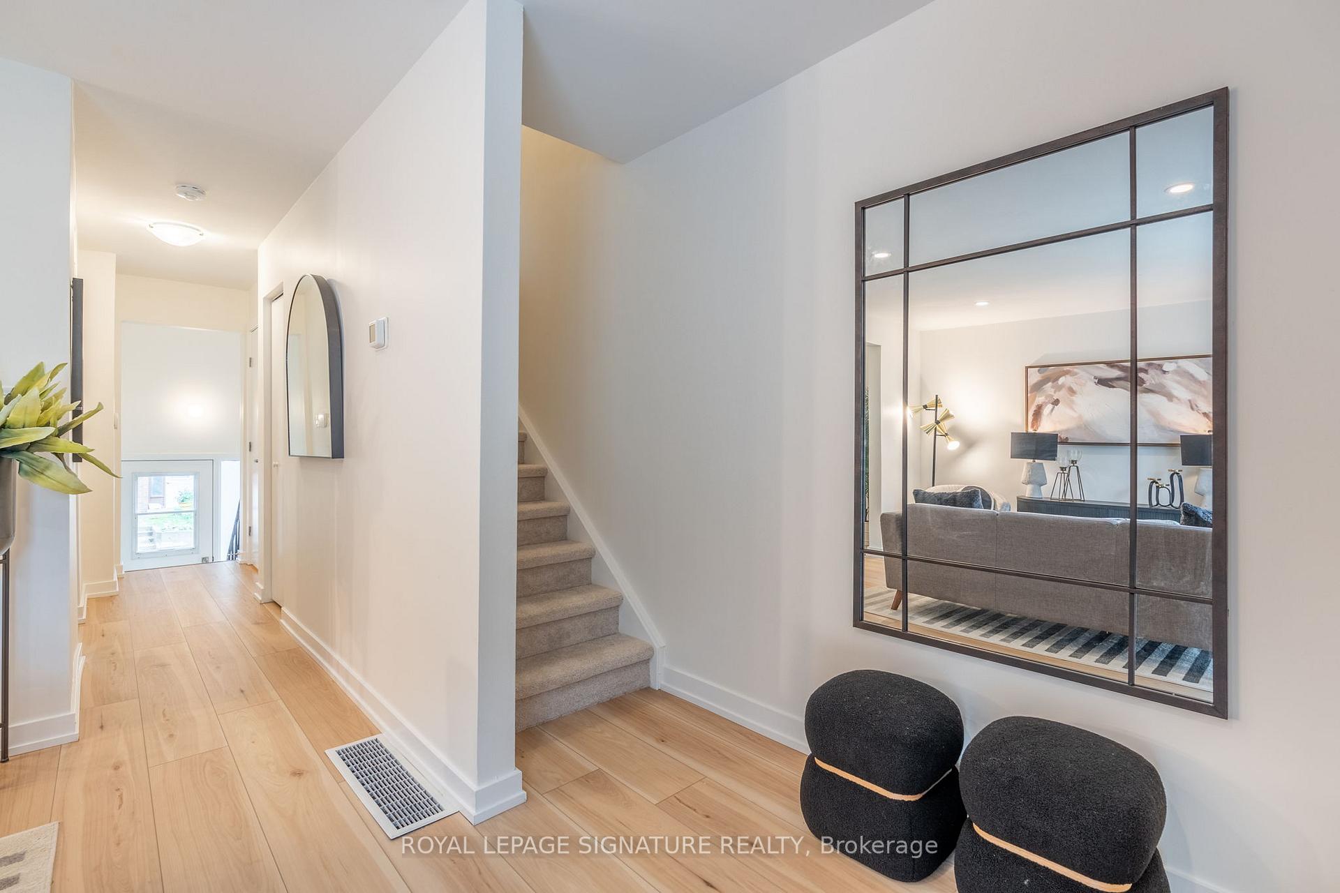 30 Woodman Drive N, Hamilton, ON L8H 2M6