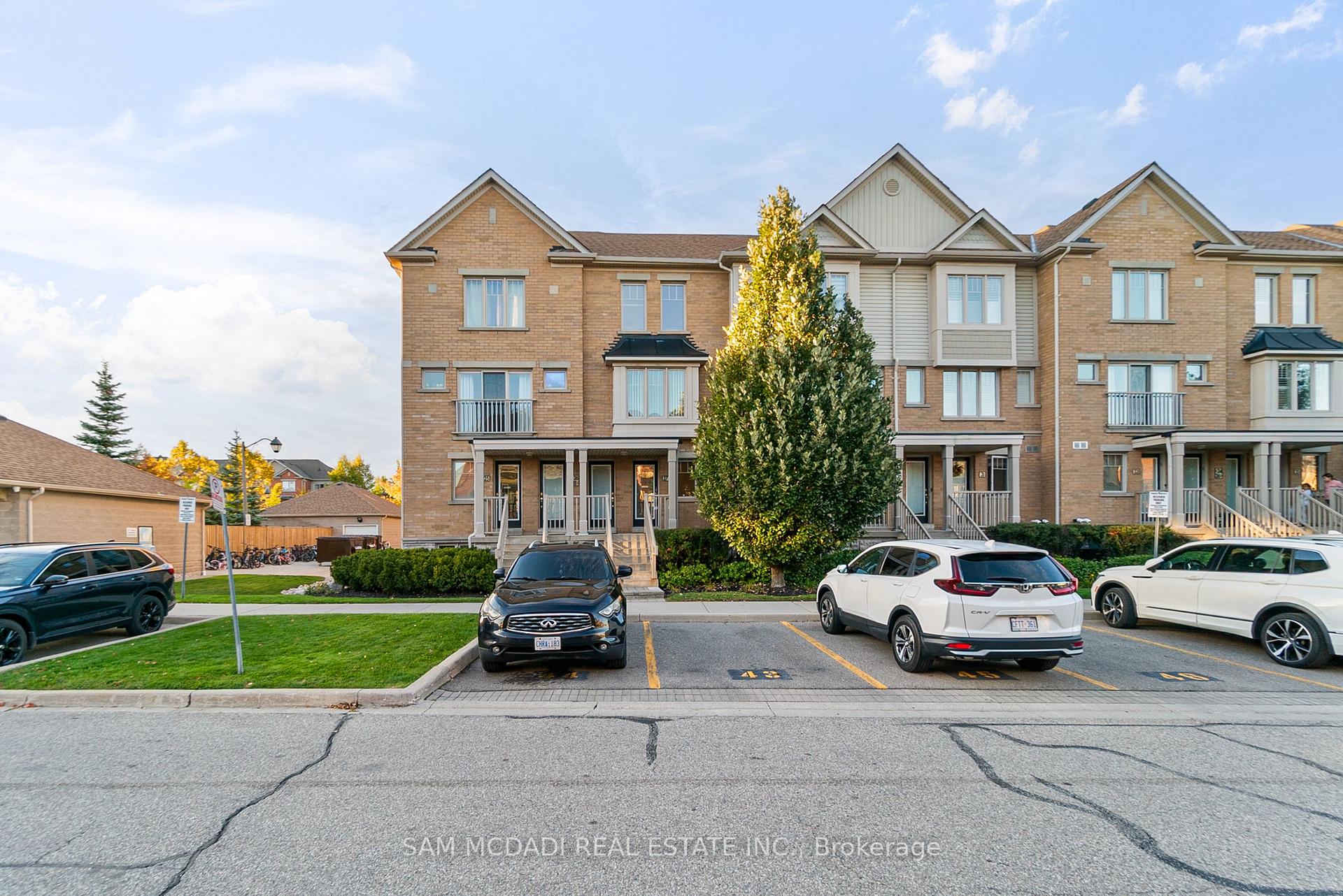 5 - 3250 bentley Drive, Mississauga, ON L5M 0P7