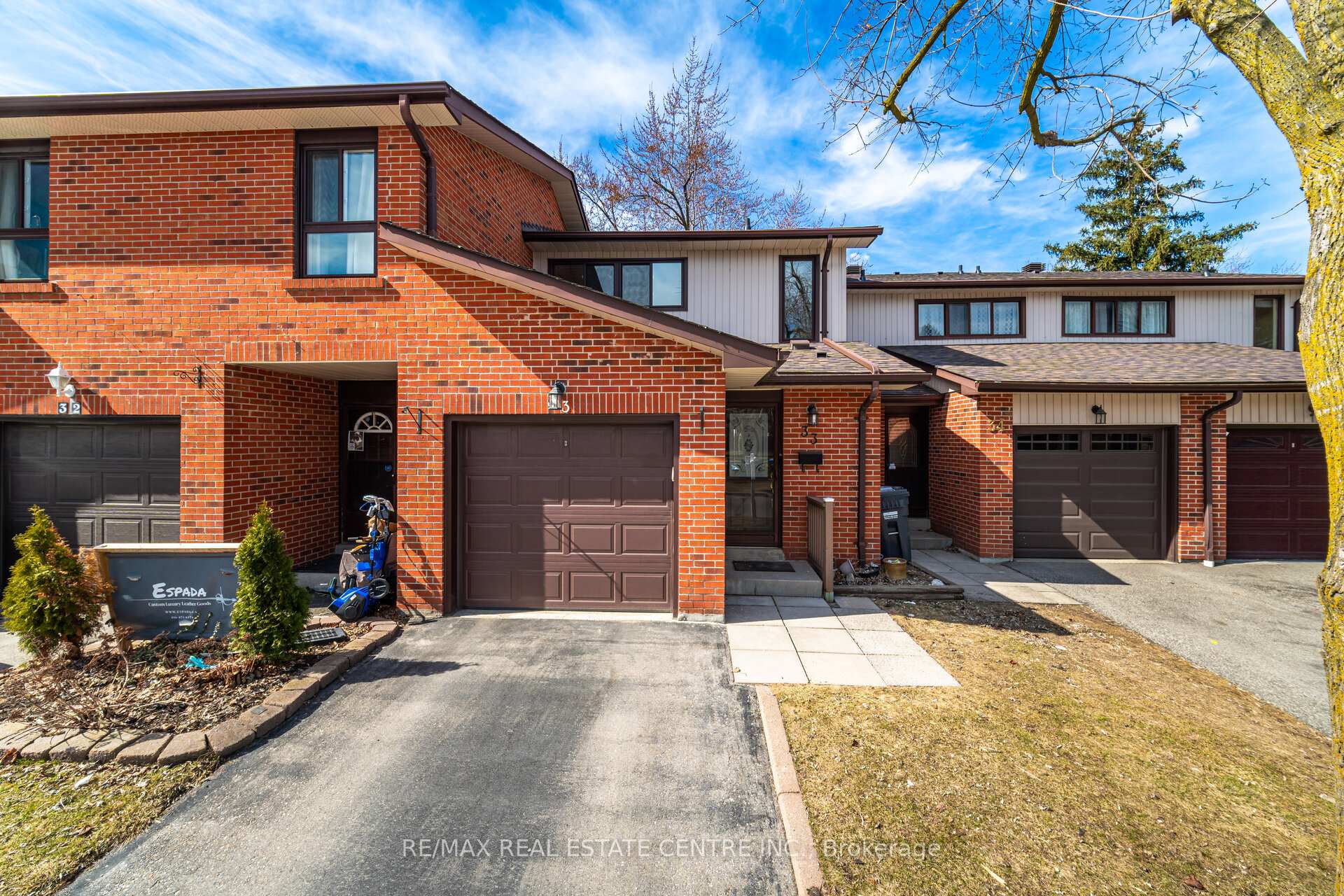 33 Dawson Crescent, Brampton, ON L6V 3M5