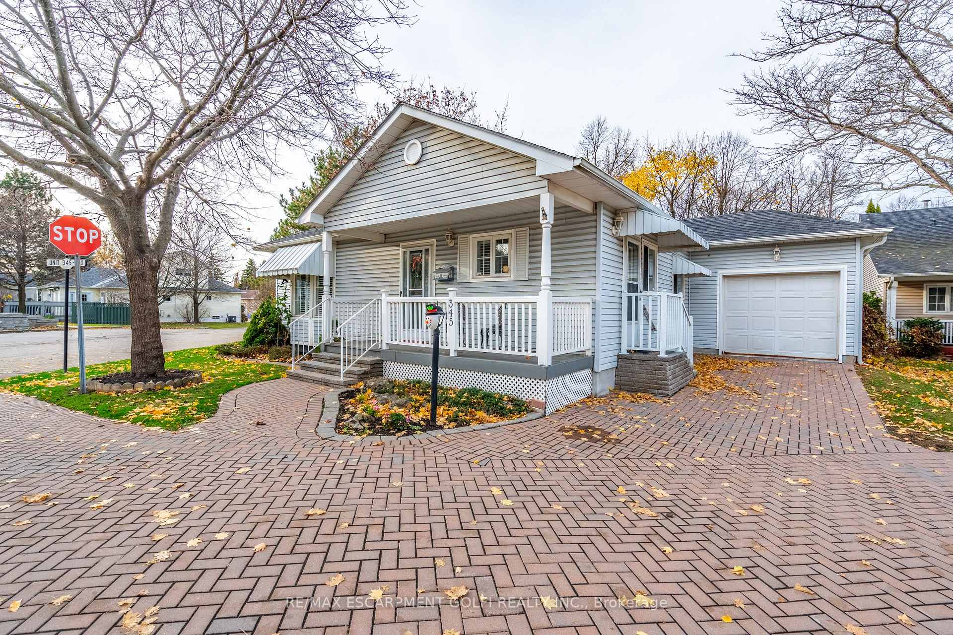 345 SILVERBIRCH Boulevard, Hamilton, ON L0R 1W0