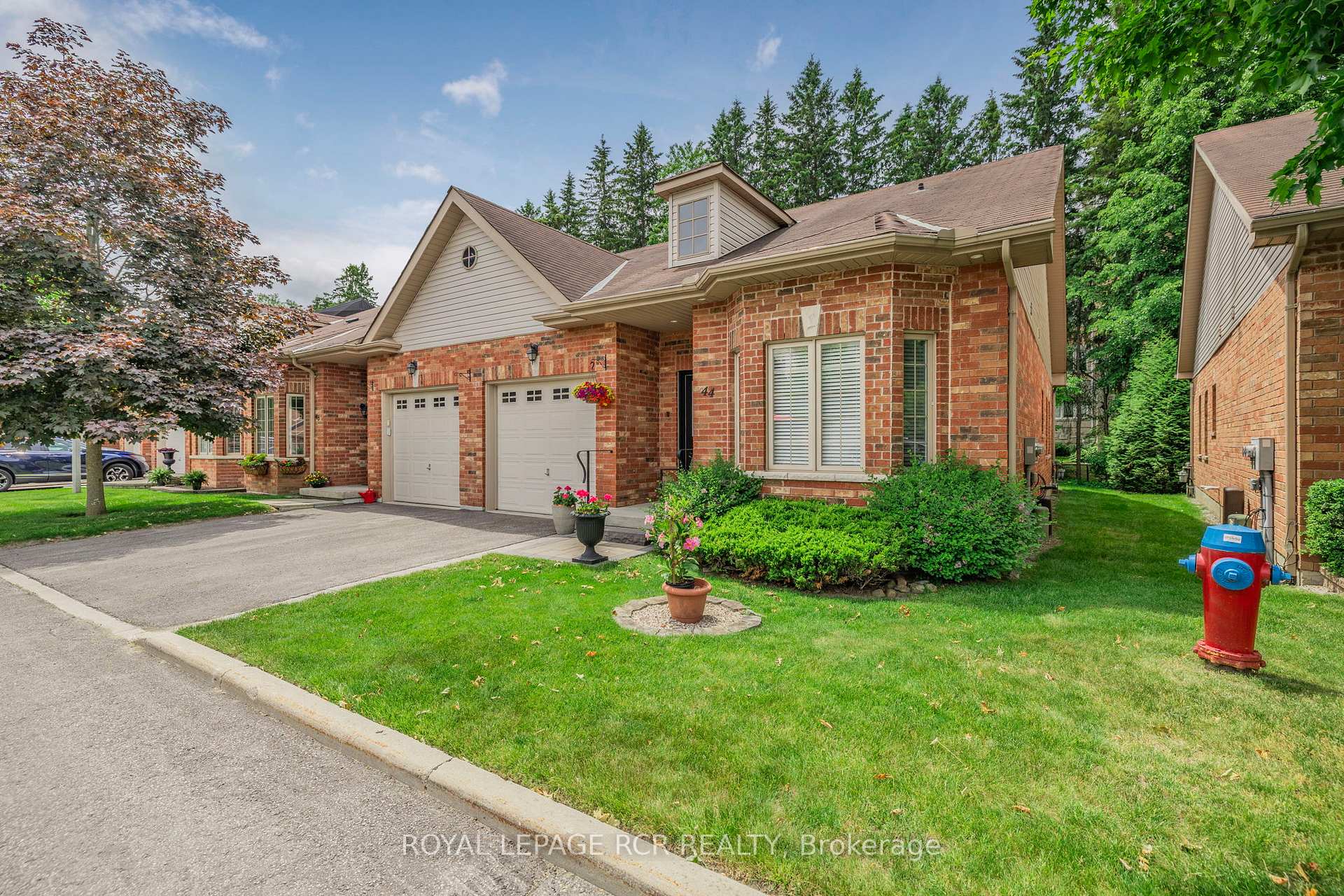 44 Fred Barnard Way, Uxbridge, ON L9P 0B9