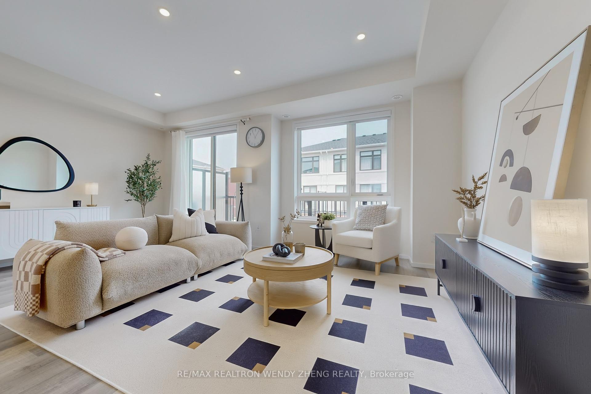 44 James Noble Lane, Richmond Hill, ON L4C 5S7