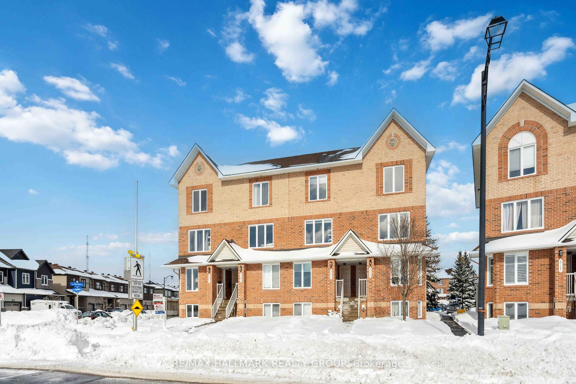 501 Aquaview Drive, Orleans - Cumberland and Area, ON K4A 4T9