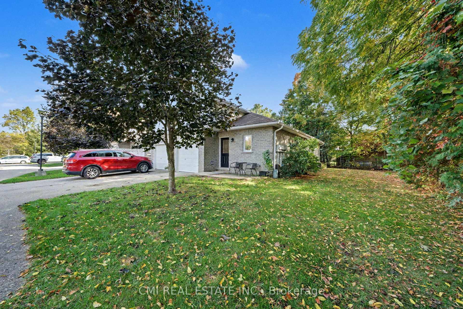 511 THOMAS Street, Clearview, ON L0M 1S0