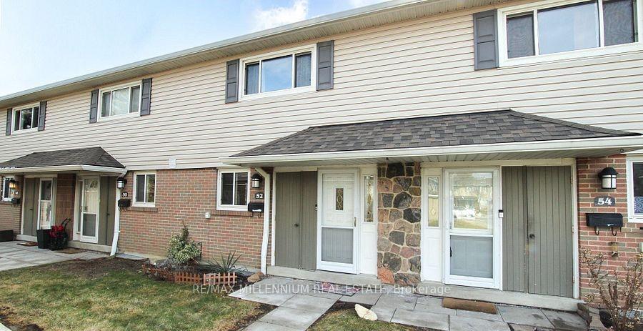 52 Village Court, Brampton, ON L6W 1A6