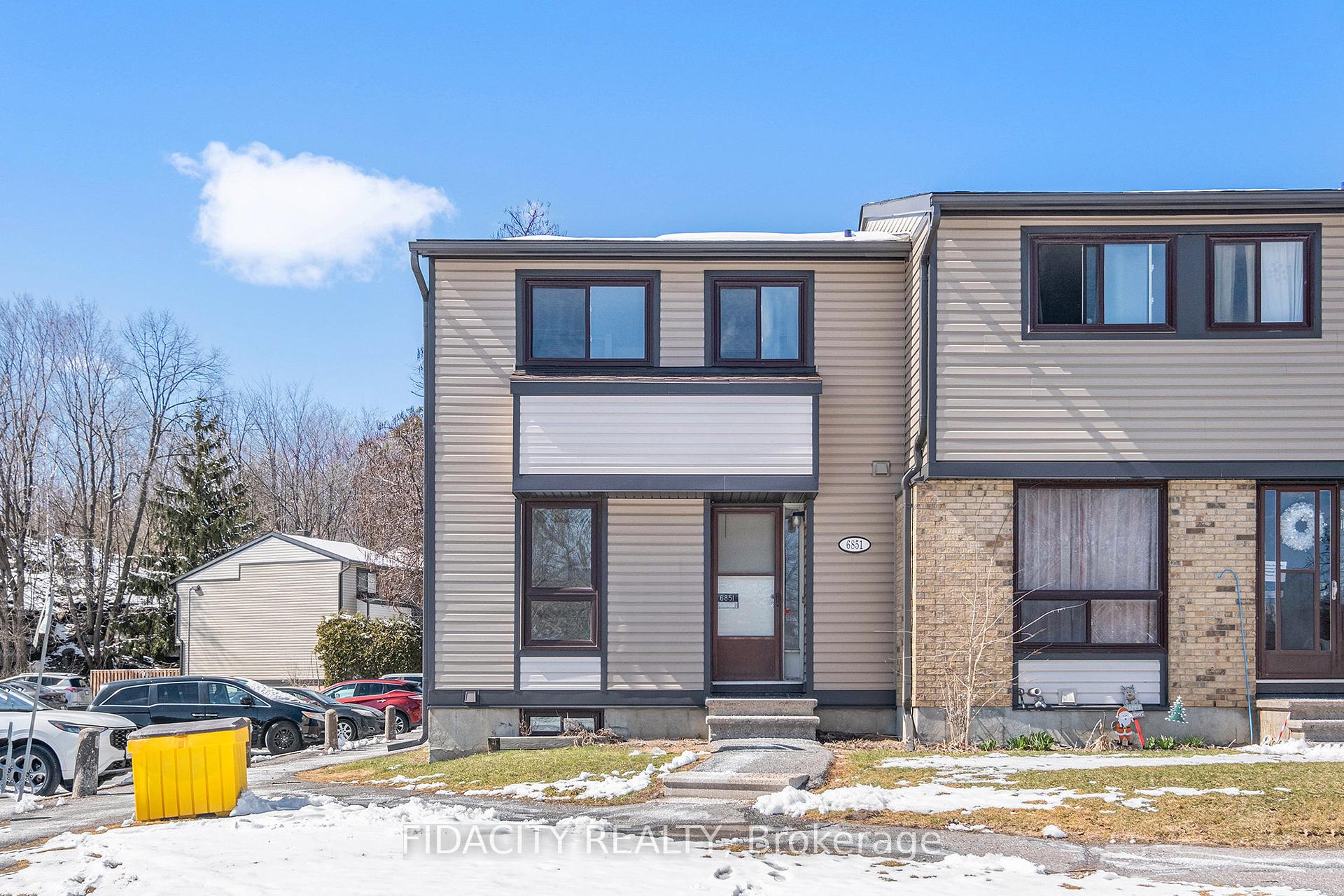 6851 Bilberry Drive, Orleans - Convent Glen and Area, ON K1C 2E8